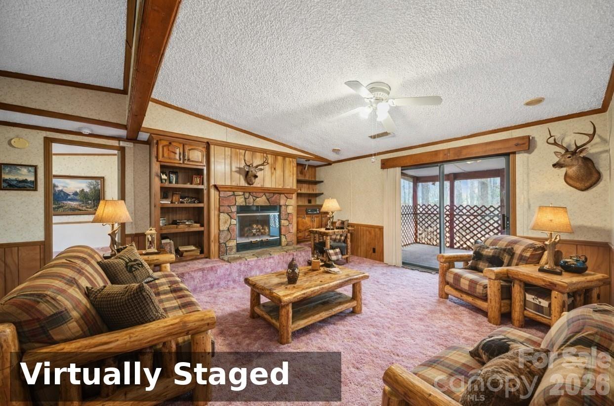 Photo 3 of 1015 Southwood Drive, Clover, SC