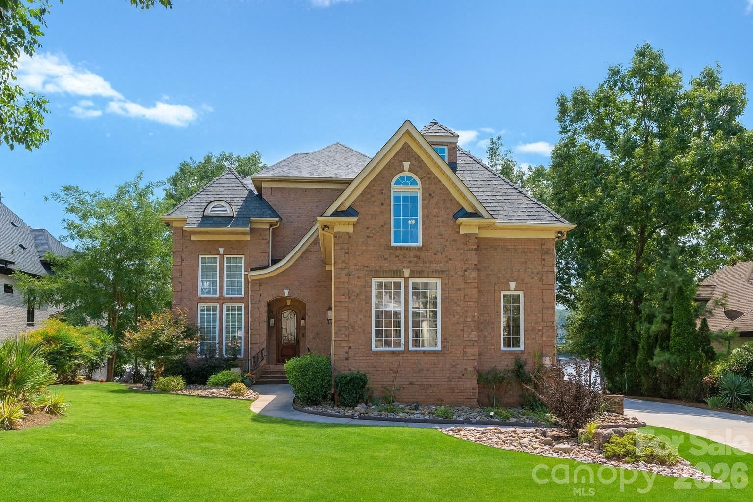 Photo 2 of 3251 Lake Pointe Drive, Belmont, NC