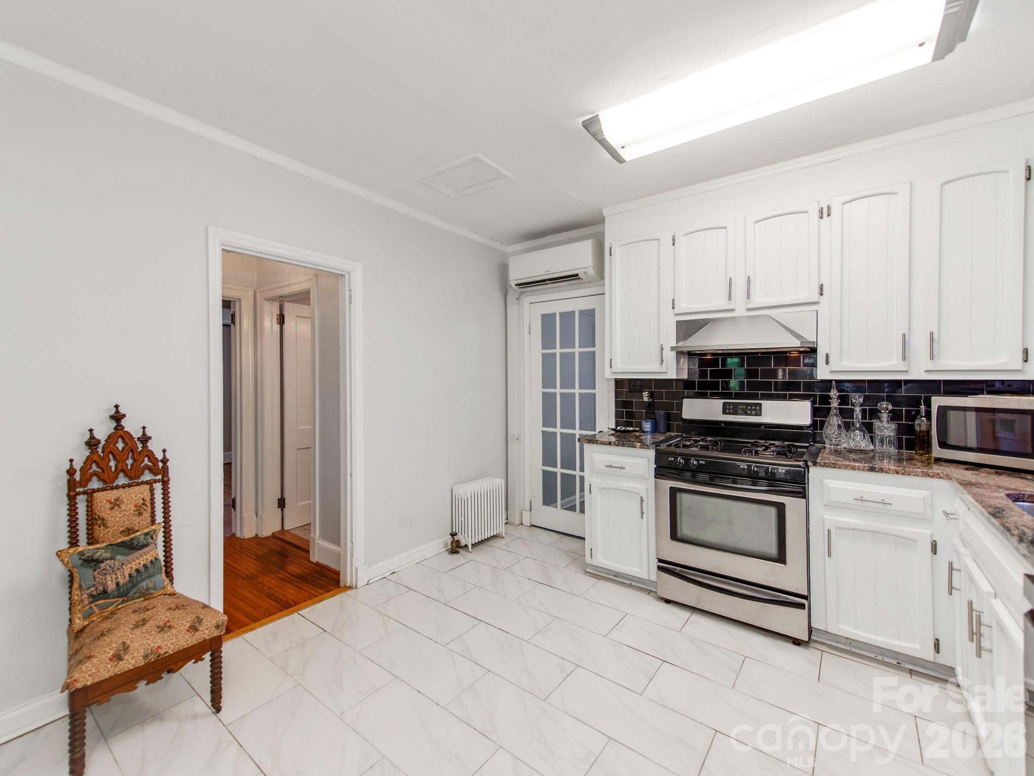 1209 Oakwood Avenue, Gastonia, NC - photo 13 of 34
