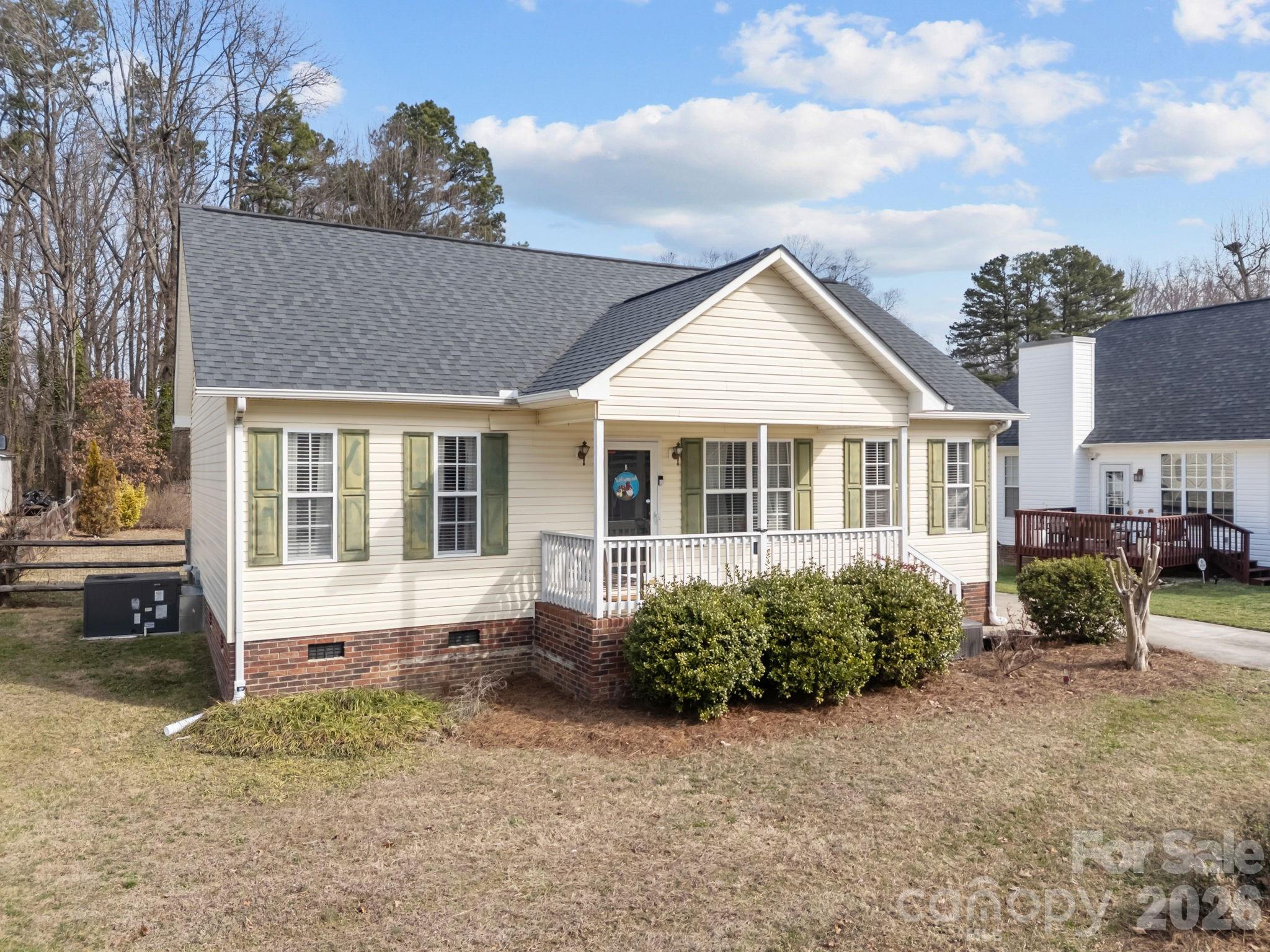 Photo 2 of 1547 Tammy Court, Kannapolis, NC