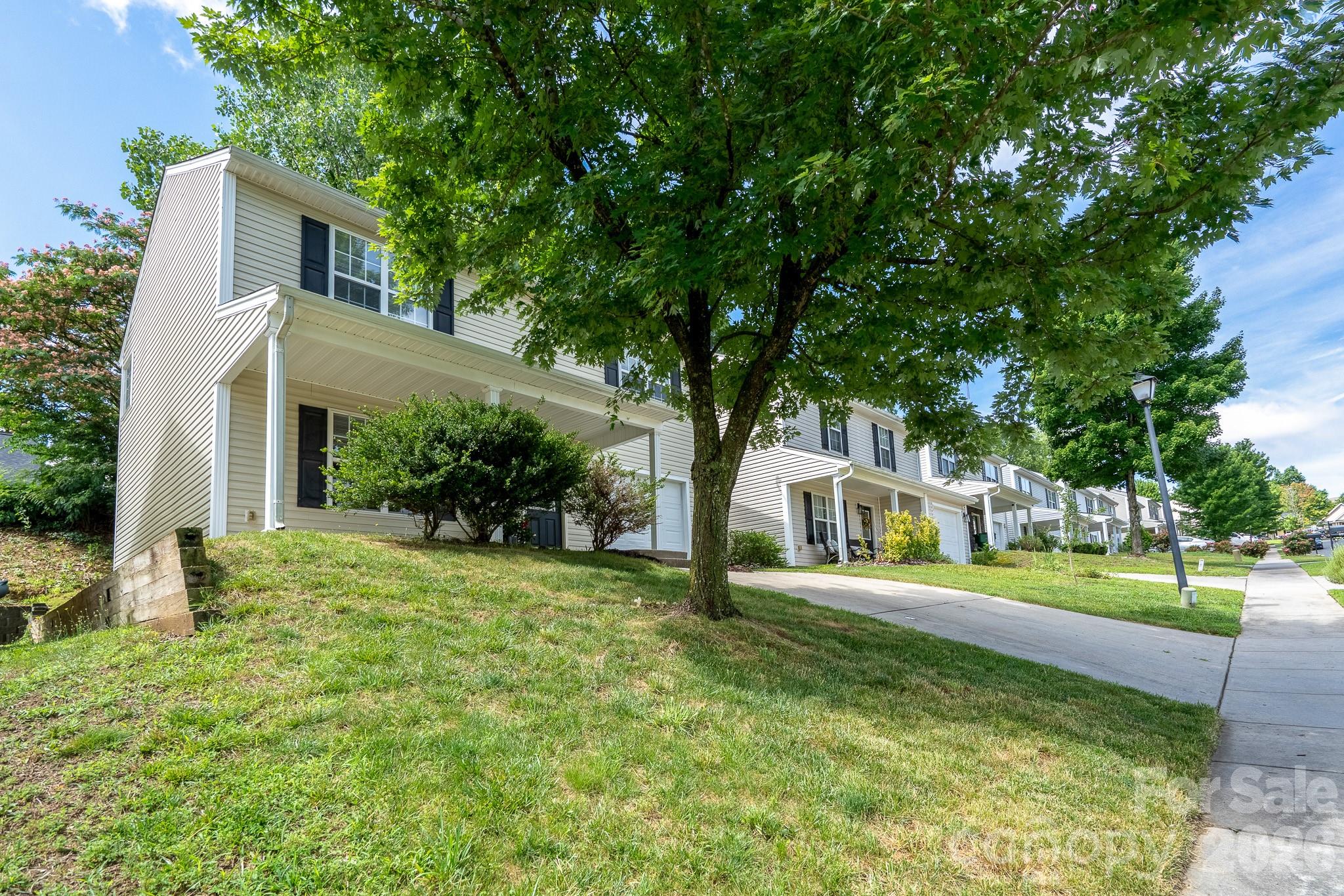 Photo 36 of 8016 Bronze Pike Drive, Charlotte, NC