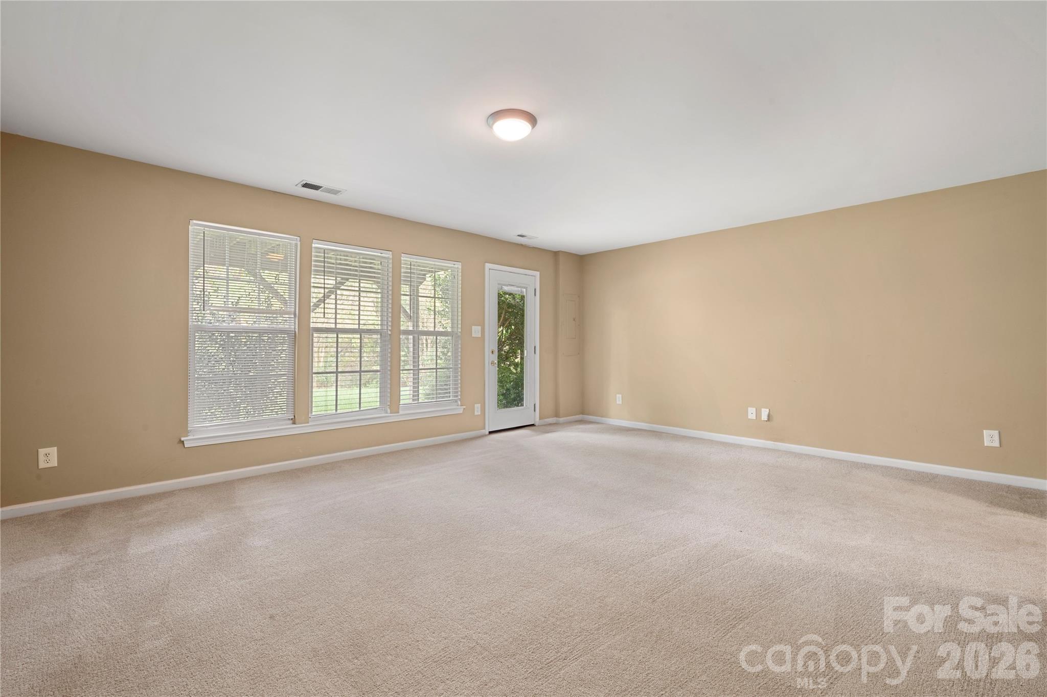 Photo 6 of 10213 Garrett Grigg Road, Charlotte, NC