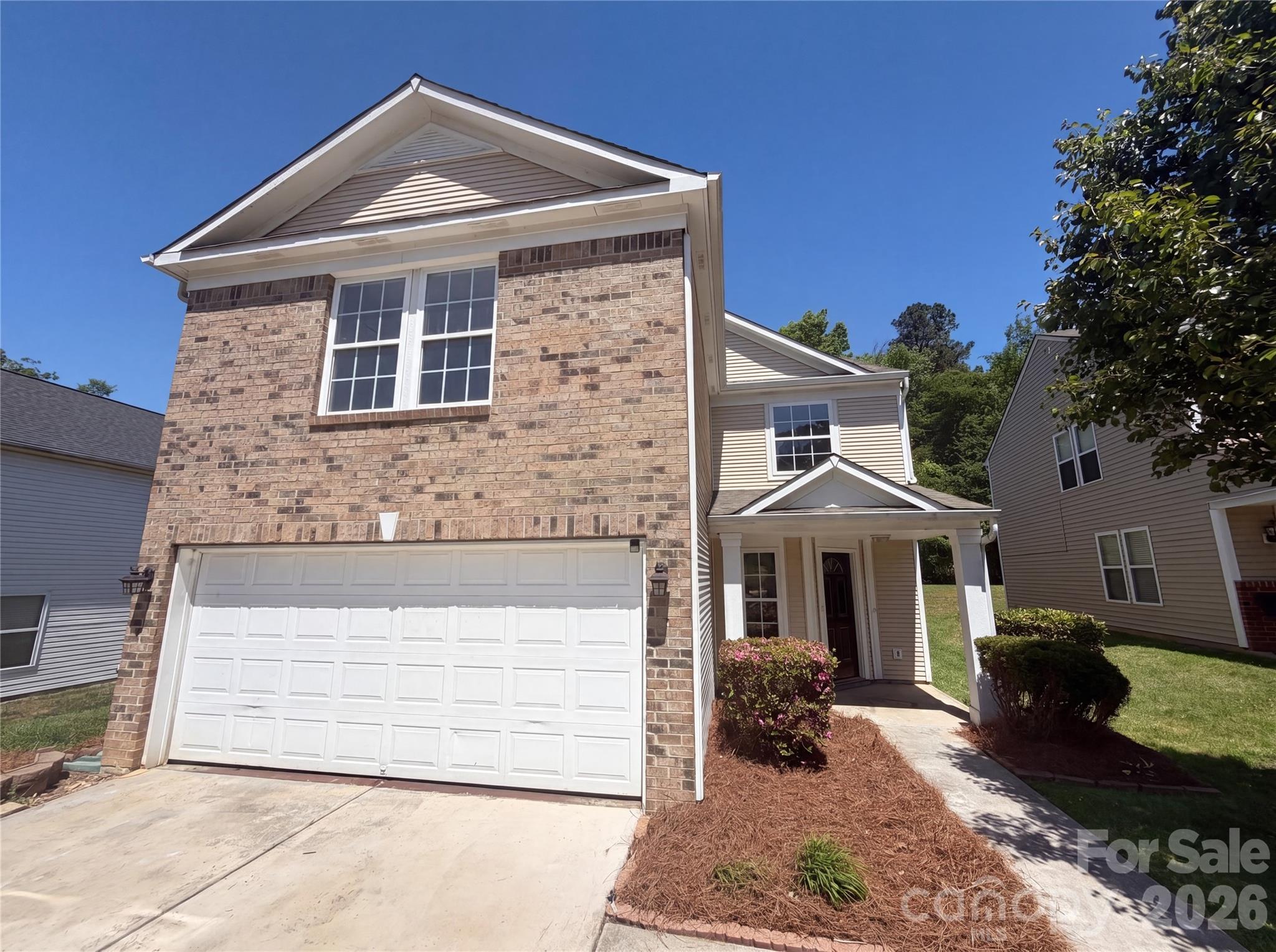 Home for sale at 6734 Wandering Creek Drive, Charlotte, NC — photo 1 of 16