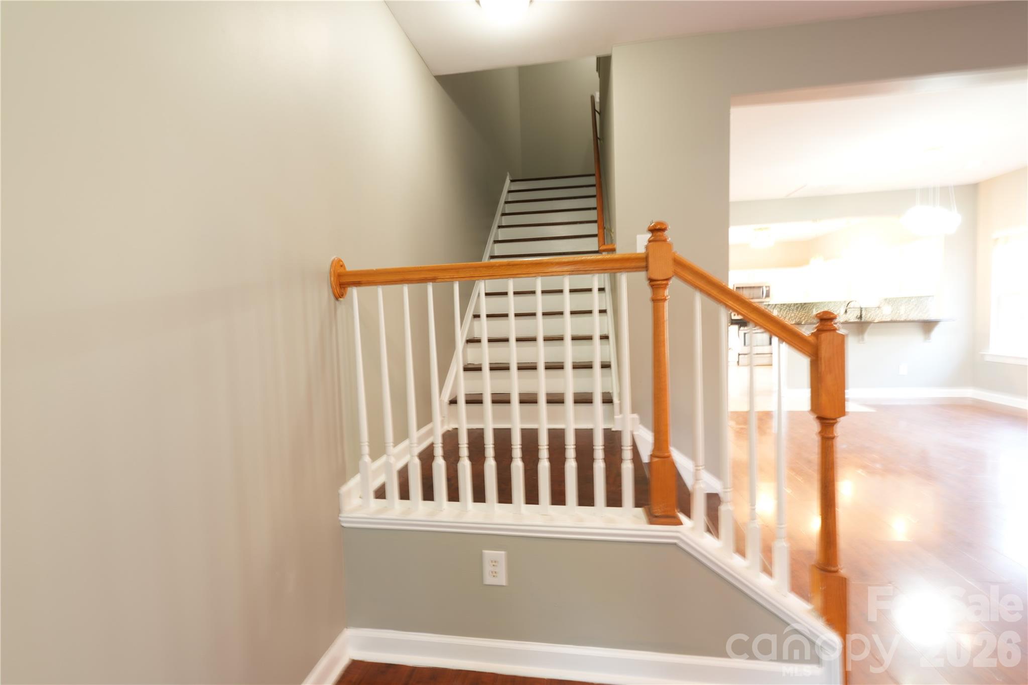 Photo 4 of 6410 Castlewynd Court, Charlotte, NC