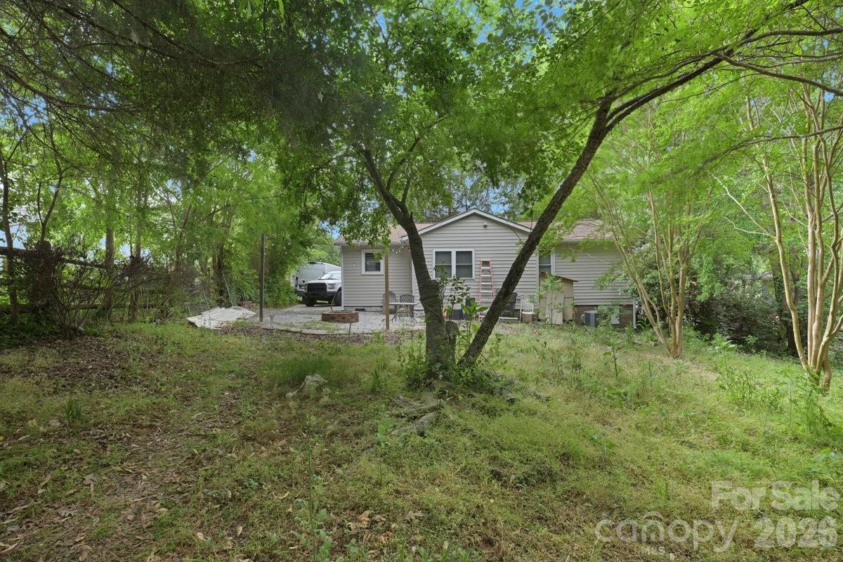 7811 Heatherdale Court, Charlotte, NC - photo 9 of 12