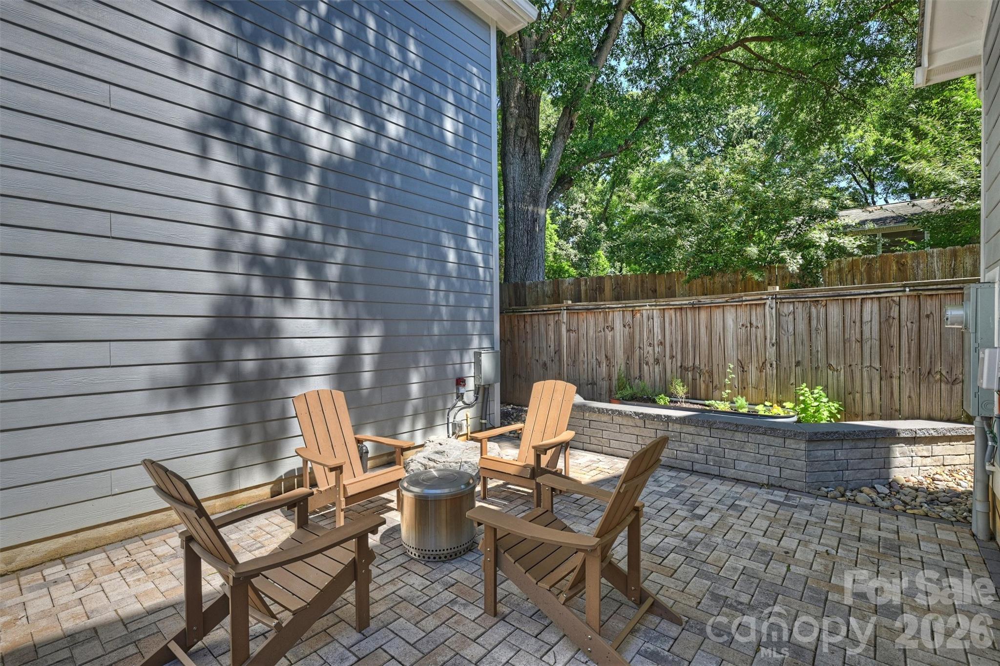 Photo 31 of 1617 Hawthorne Lane, Charlotte, NC