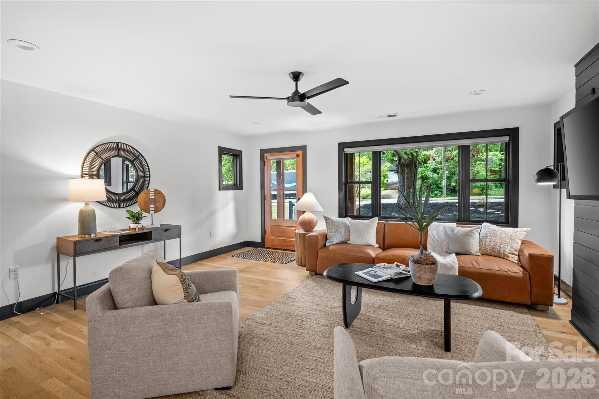 Photo 11 of 1542 Carolyn Drive, Charlotte, NC