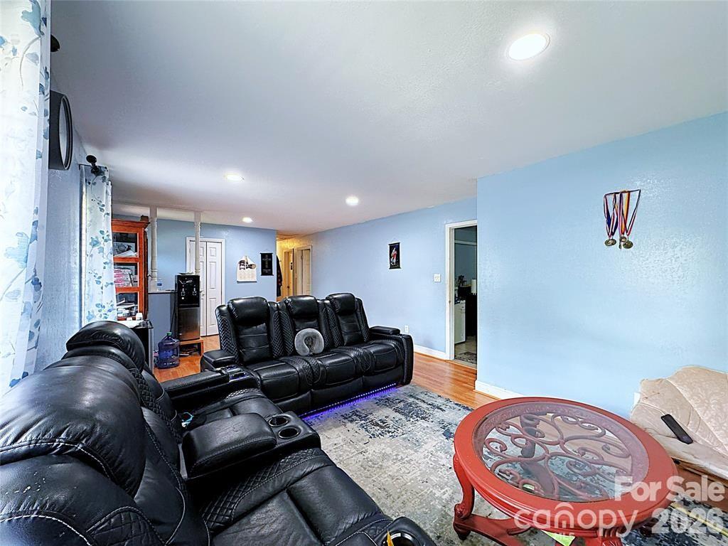 Photo 9 of 2209 Laura Drive, Charlotte, NC
