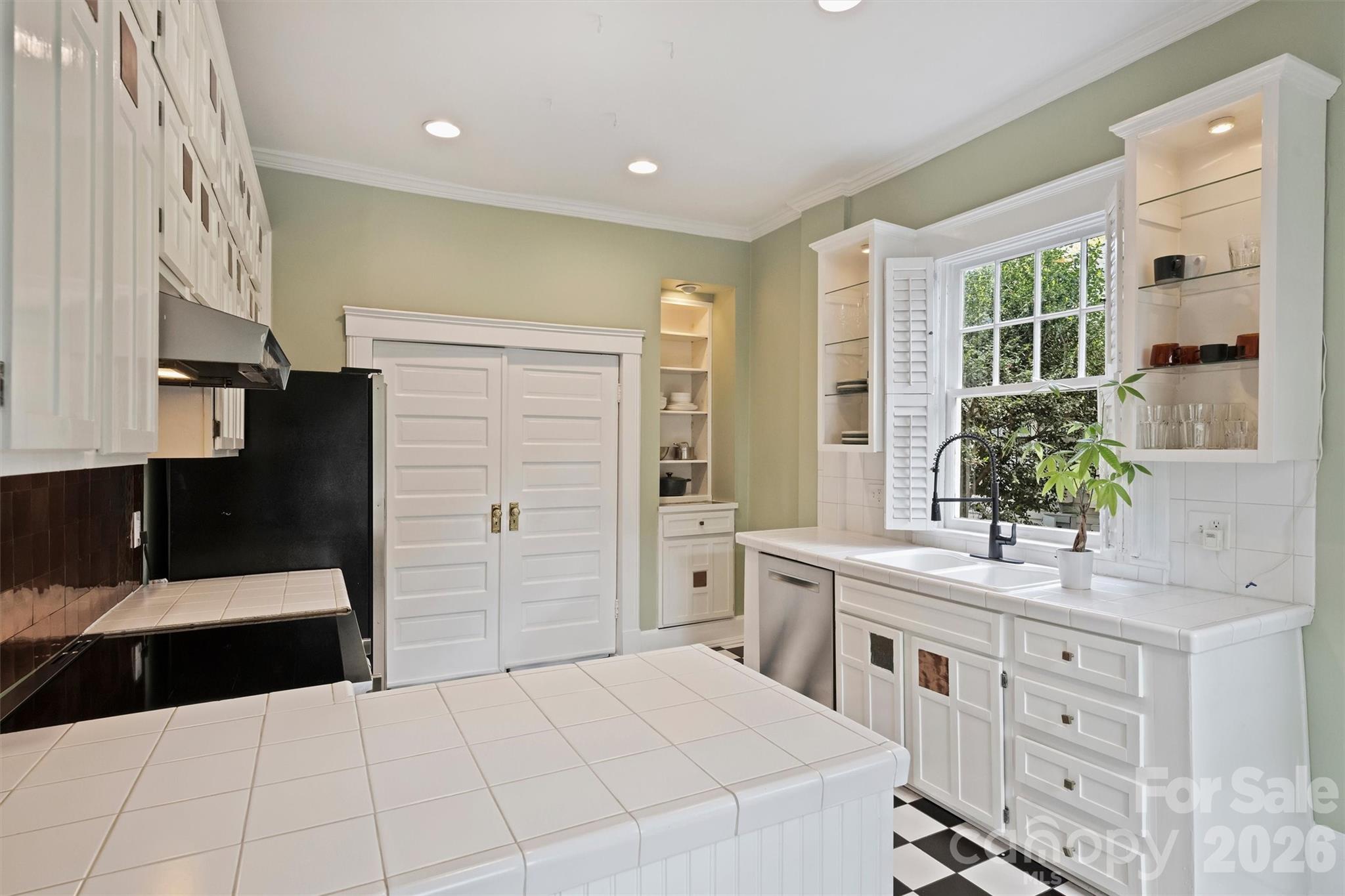 712 Sunnyside Avenue, Charlotte, NC - photo 14 of 35