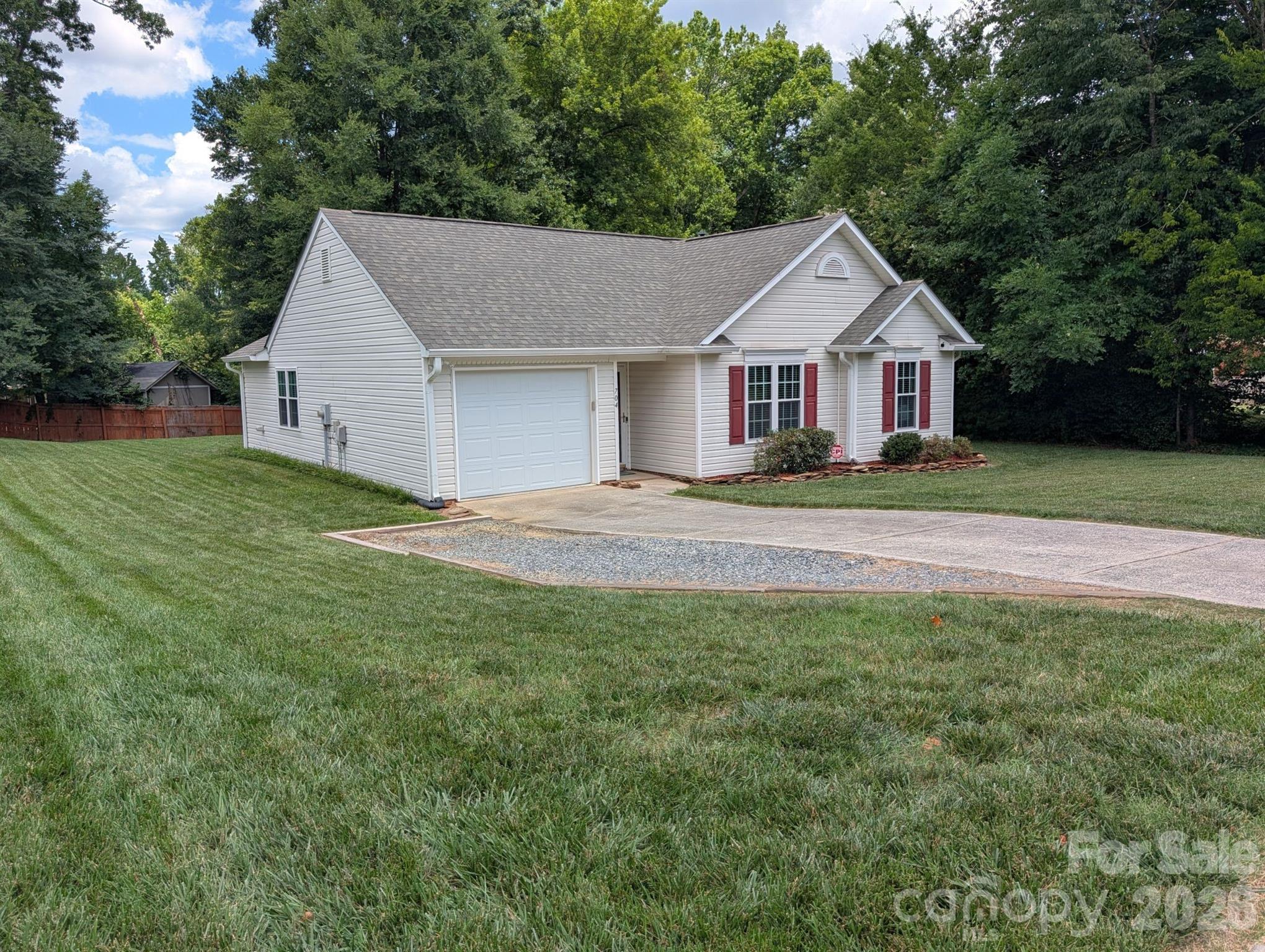 Home for sale at 704 Gum Branch Road, Charlotte, NC — photo 33 of 37