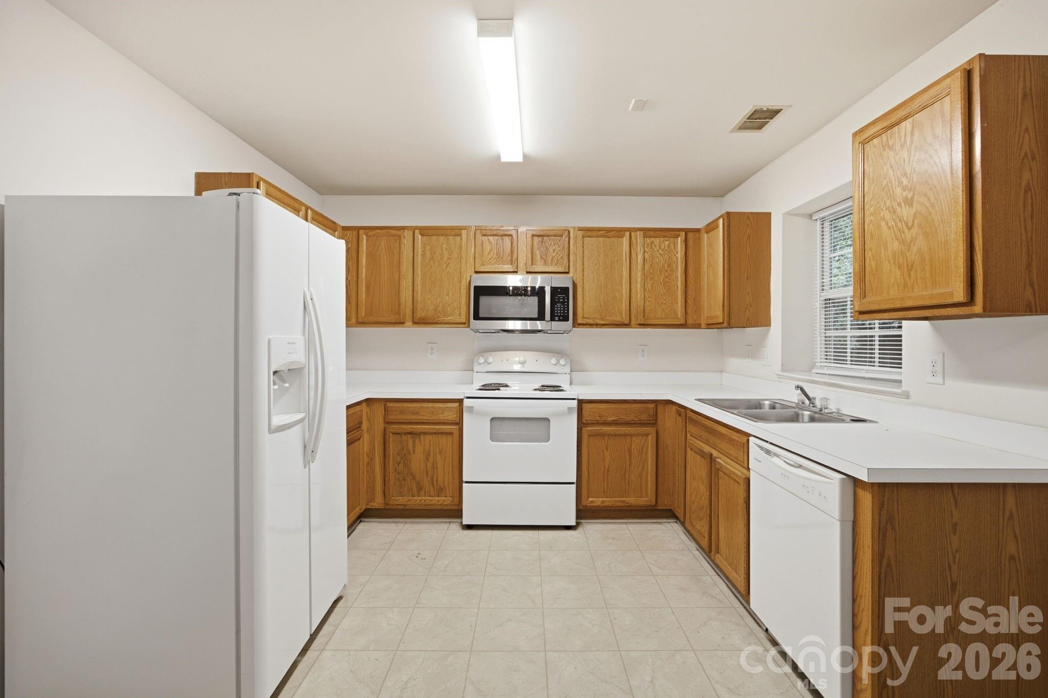 Photo 8 of 129 Winding Canyon Drive, Charlotte, NC