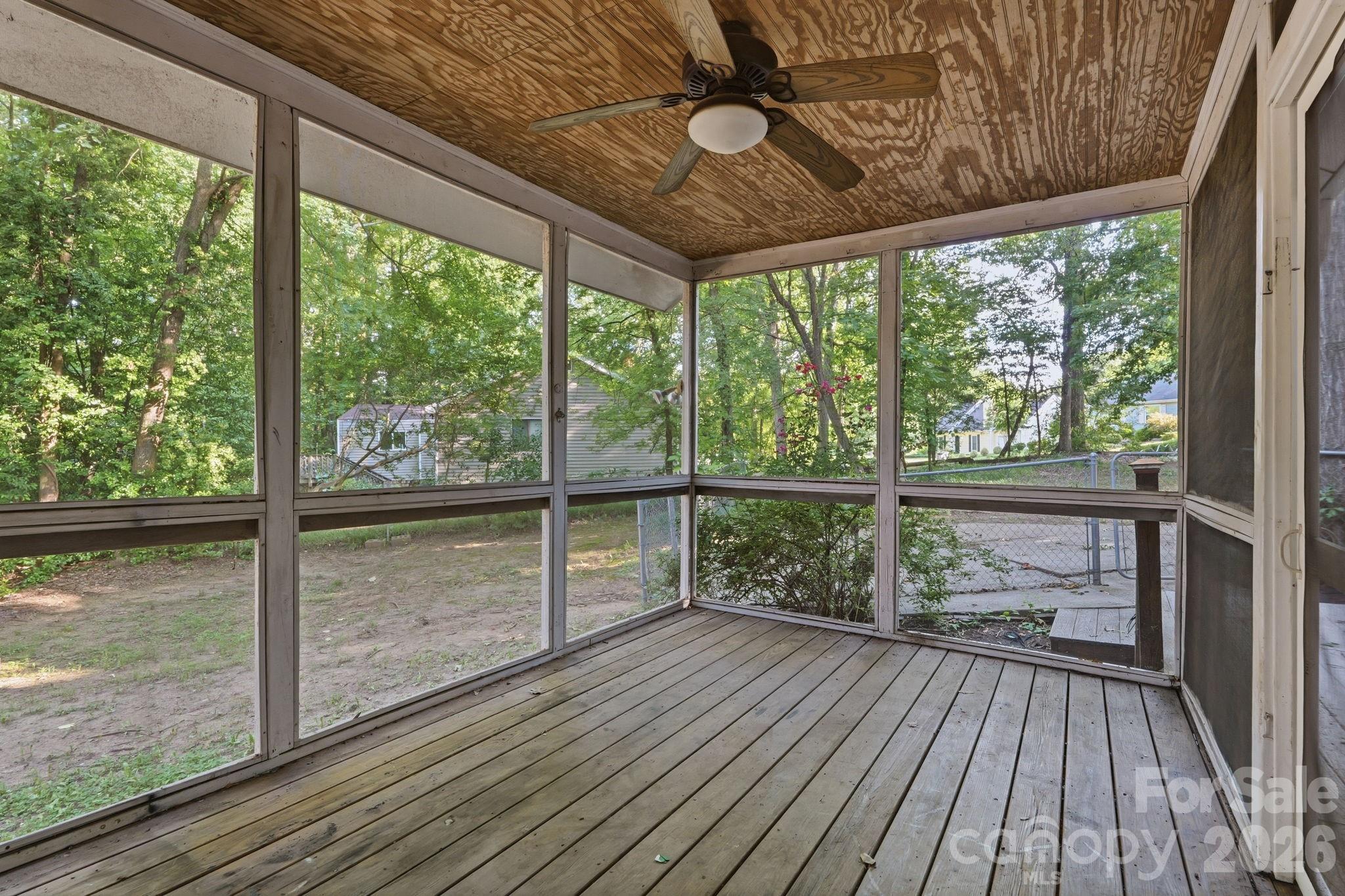 Home for sale at 7401 Park Vista Circle, Charlotte, NC — photo 27 of 33
