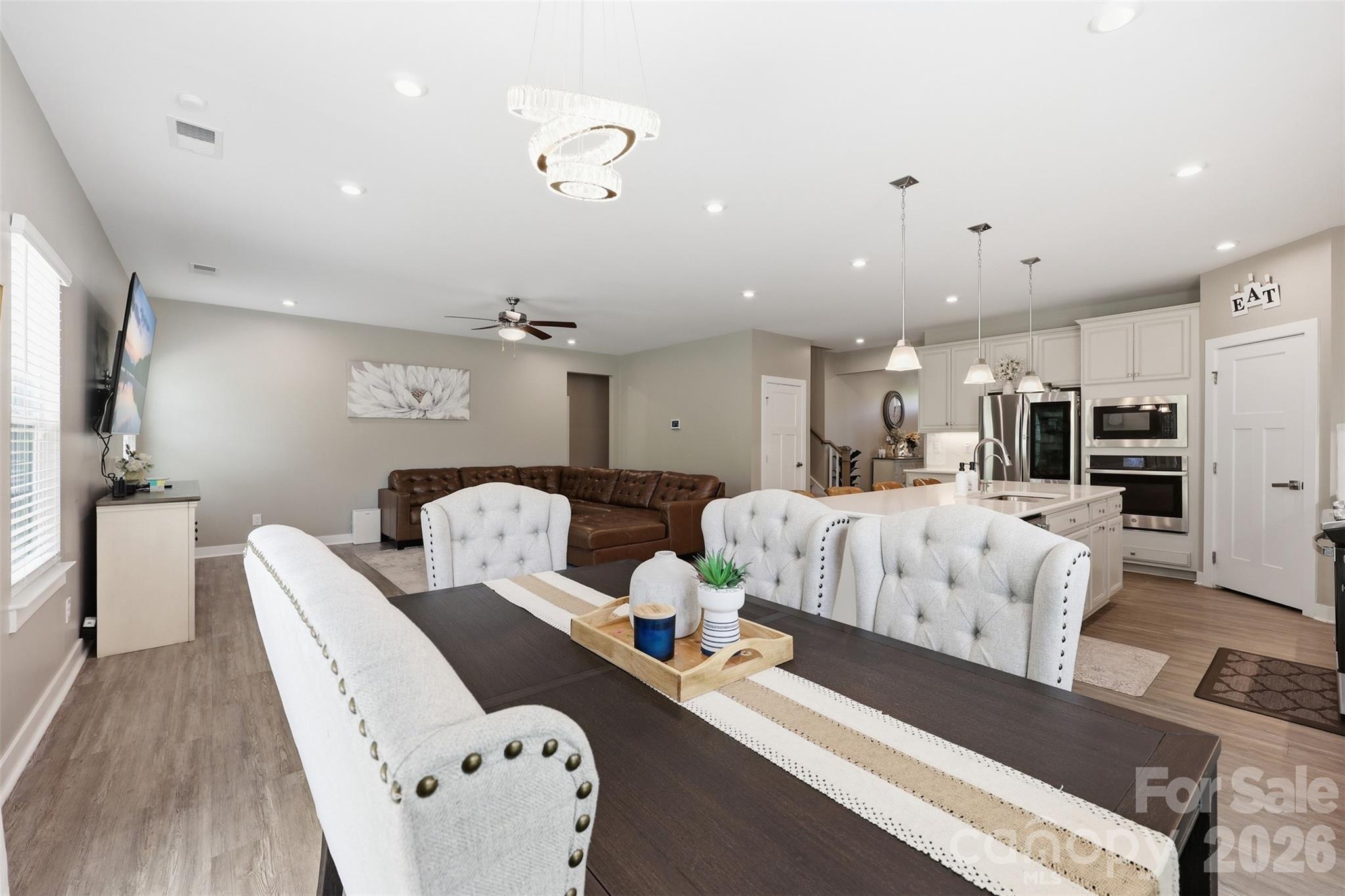 Photo 16 of 10258 Paper Birch Drive, Charlotte, NC