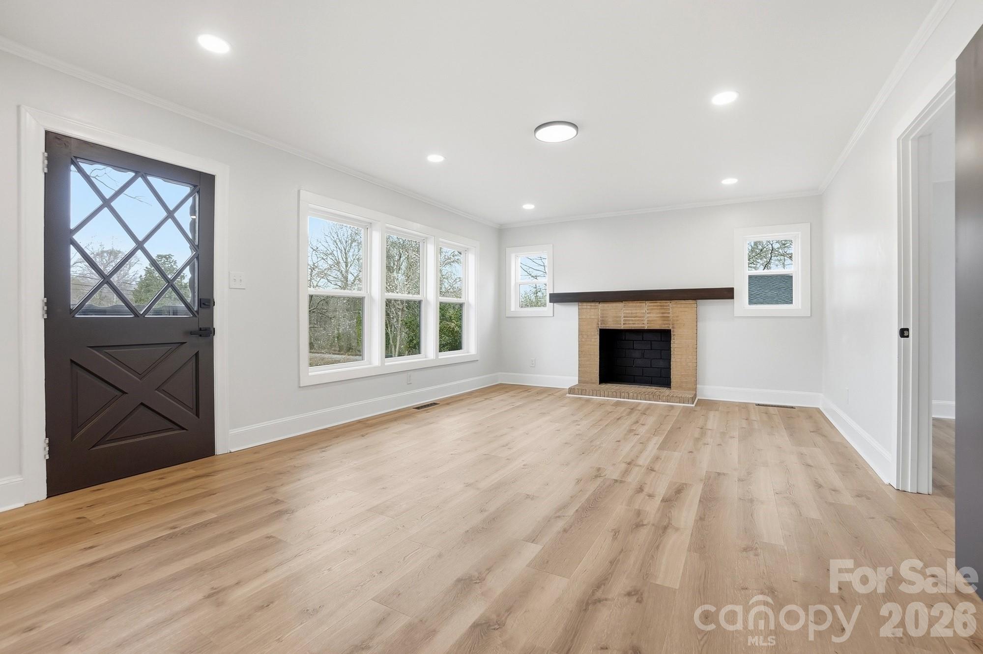 308 Rankin Avenue, Lowell, NC - photo 4 of 48