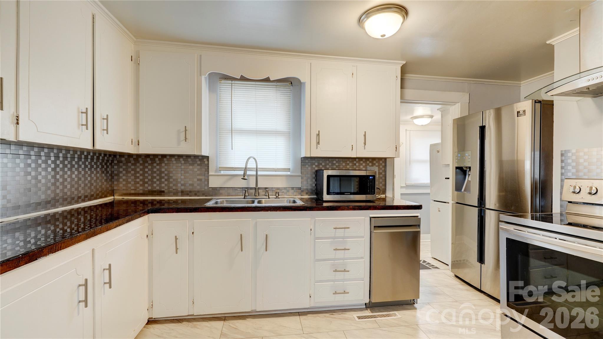 Photo 4 of 1001 N Cannon Boulevard, Kannapolis, NC