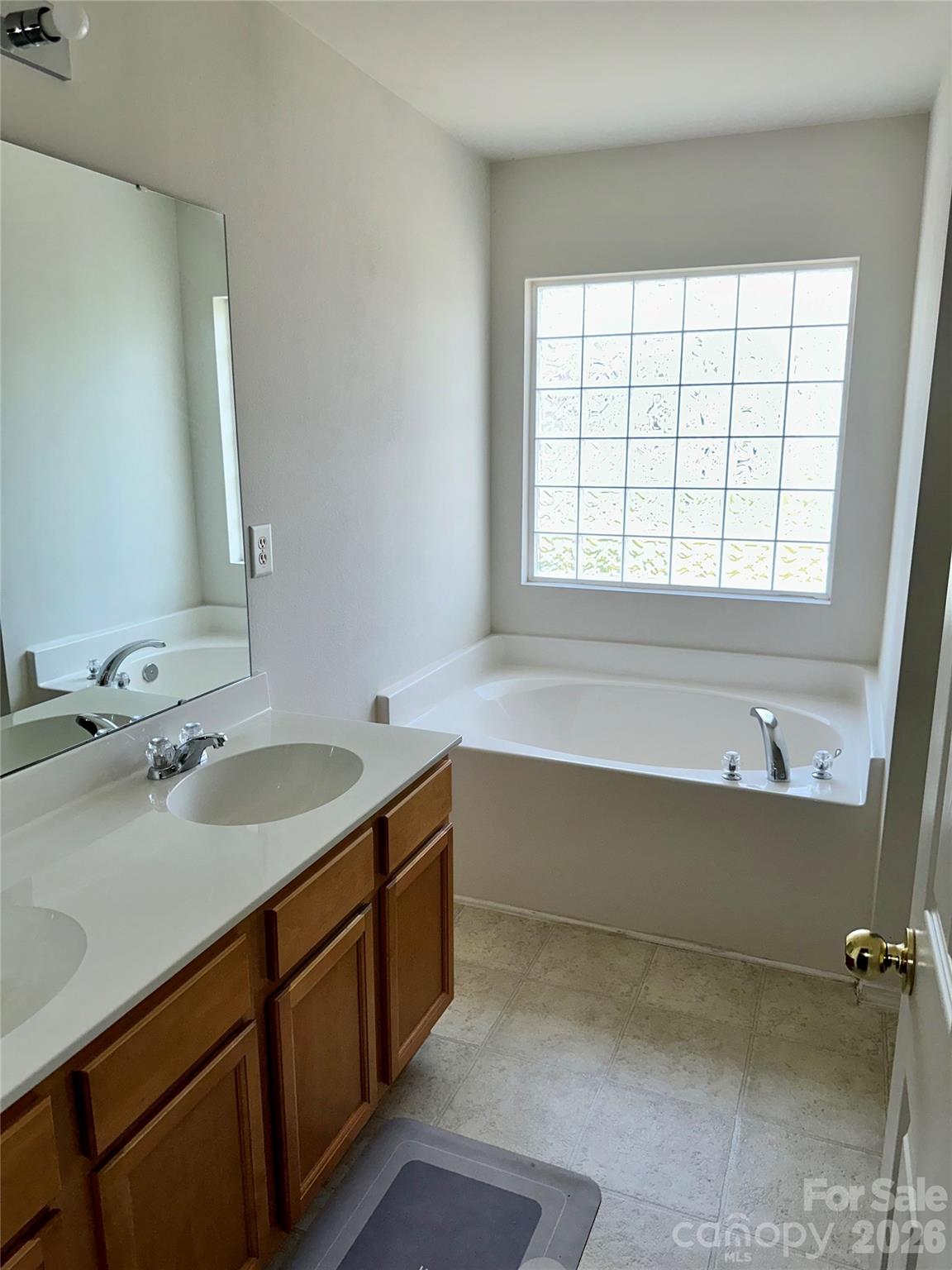 Photo 22 of 4722 Mortonhall Road, Charlotte, NC