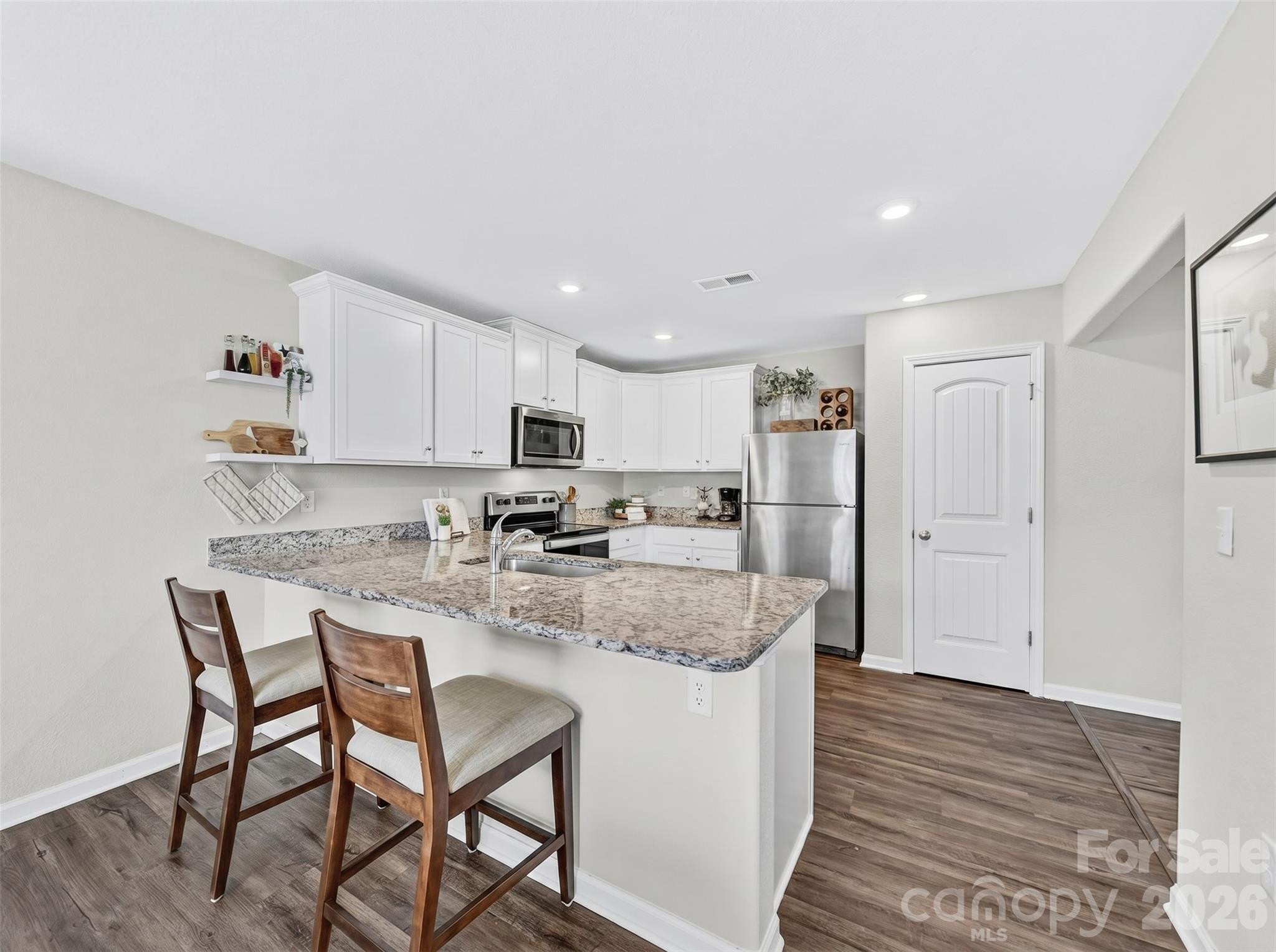 Photo 17 of 8128 Derby Woods Lane, Charlotte, NC