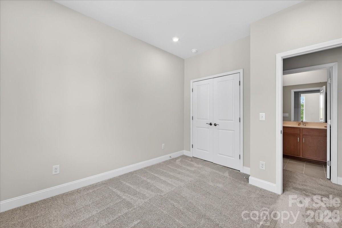 Photo 31 of 7925 Cedarsmith Court, Charlotte, NC