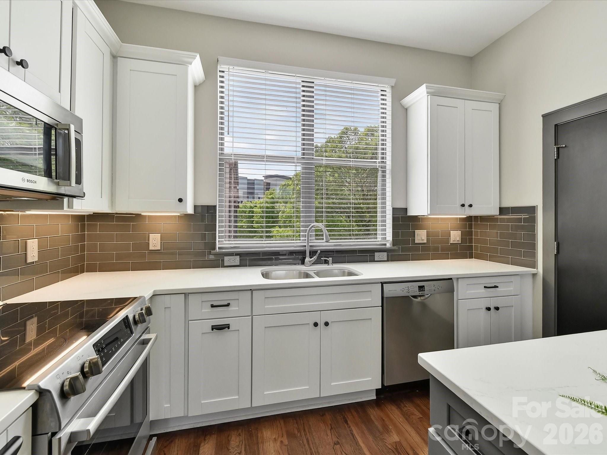 Photo 10 of 420 N Mcdowell Street, Charlotte, NC