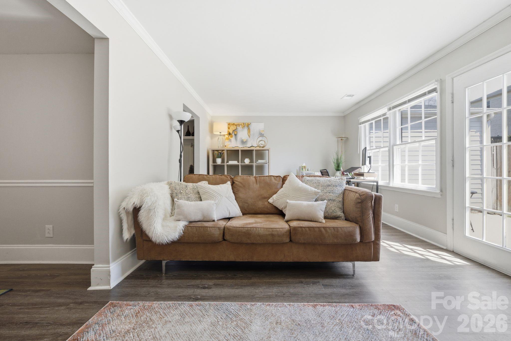 Photo 9 of 8033 Regent Park Lane, Charlotte, NC