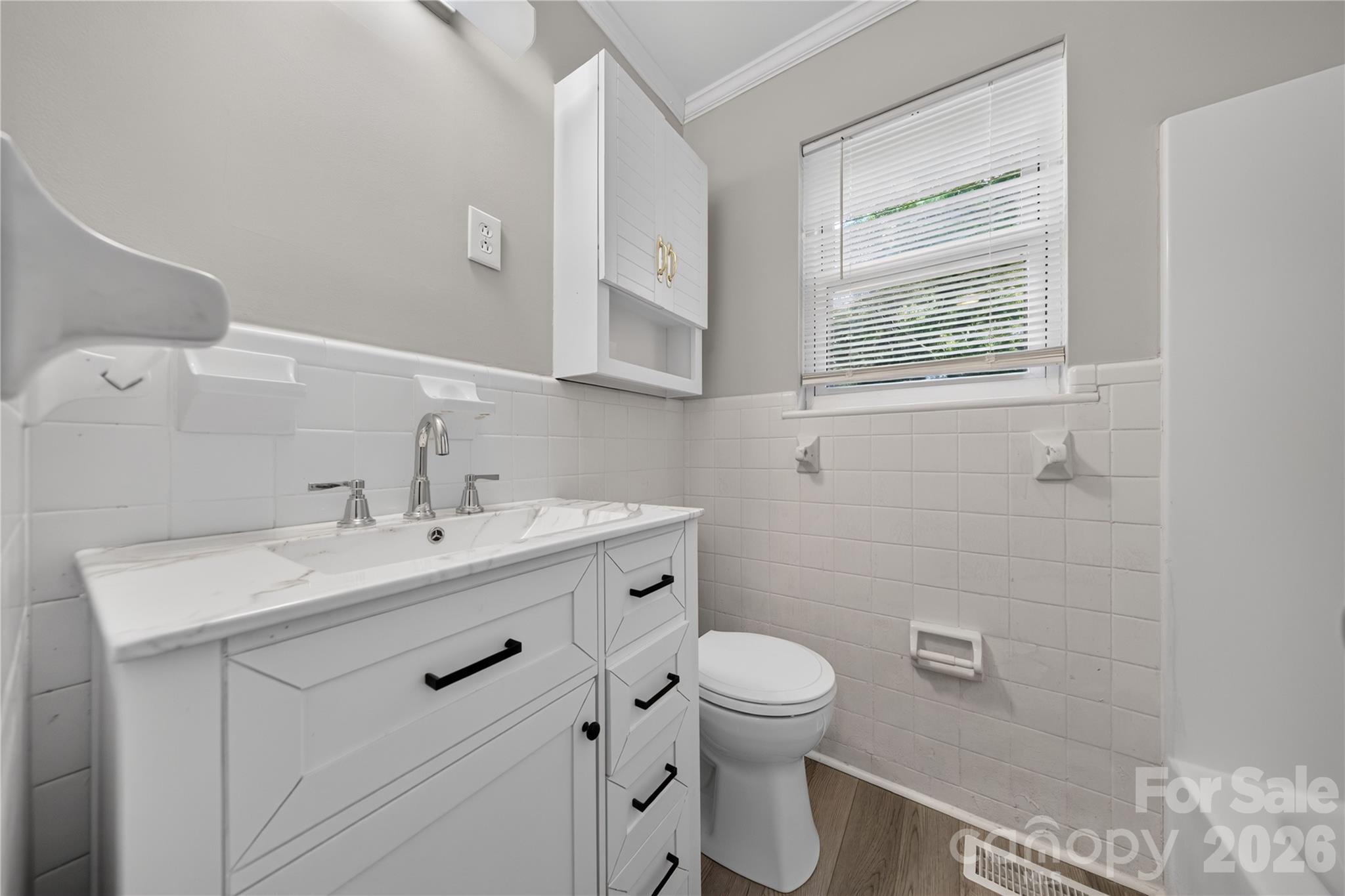 Photo 24 of 520 Inwood Drive, Charlotte, NC