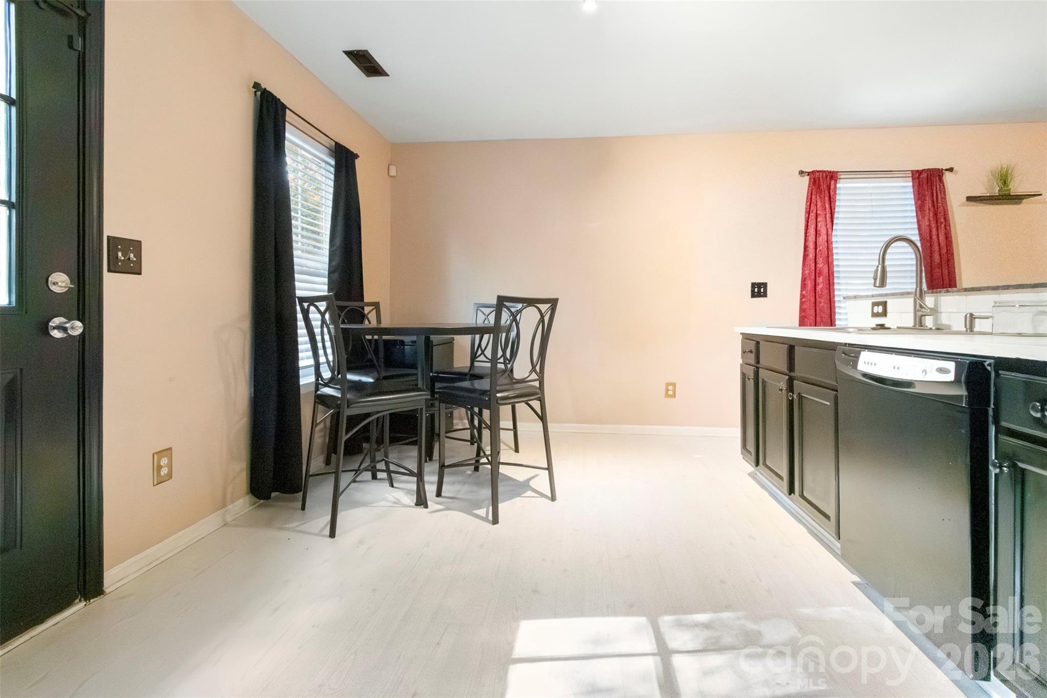 Photo 9 of 5541 Peachwood Drive, Charlotte, NC
