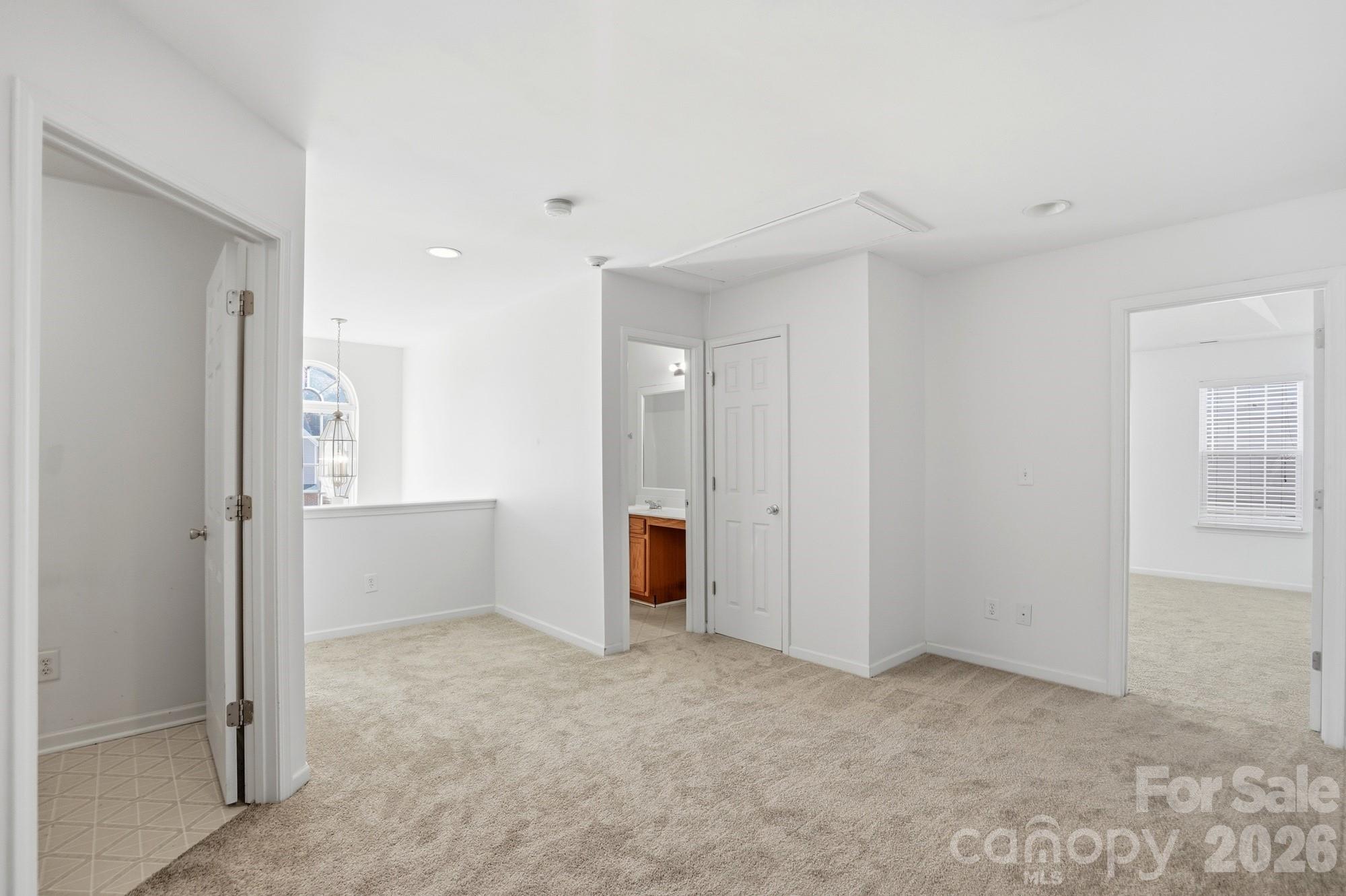 Photo 16 of 2019 Aberglen Drive, Charlotte, NC