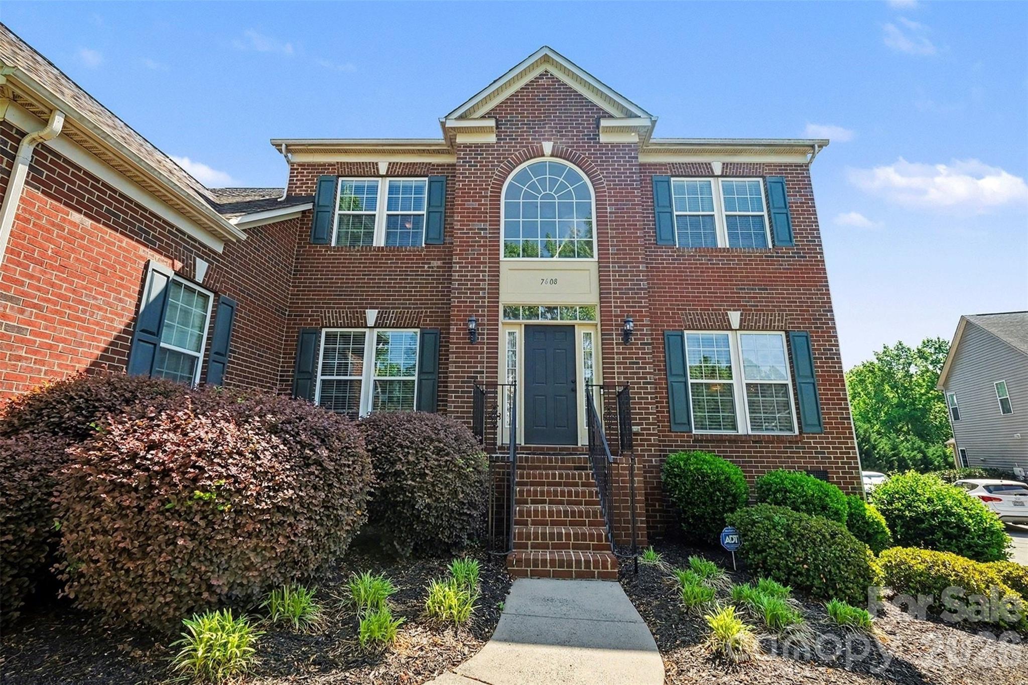 Photo 5 of 7608 Clarke Ridge Court, Charlotte, NC