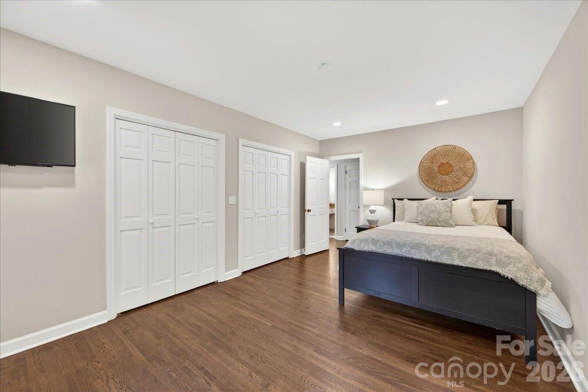 Photo 32 of 1128 Court Drive, Charlotte, NC