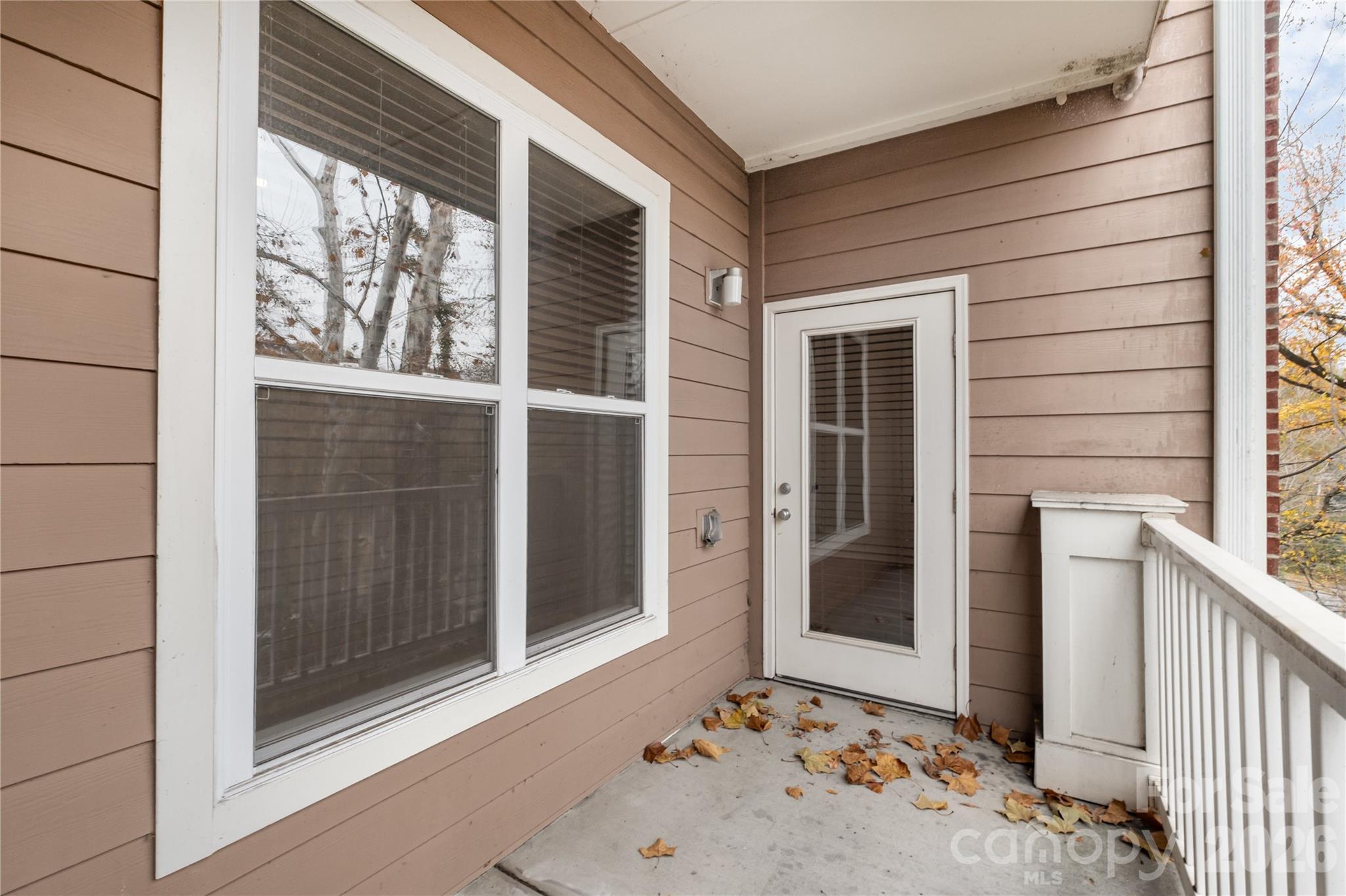 Photo 16 of 1000 E Woodlawn Road217, Charlotte, NC