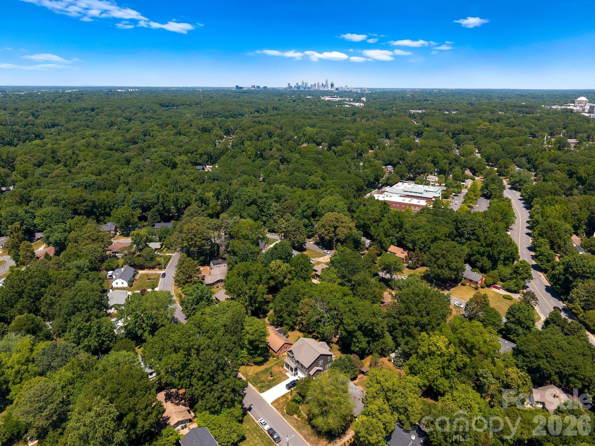 Photo 3 of 3137 Frederick Place, Charlotte, NC