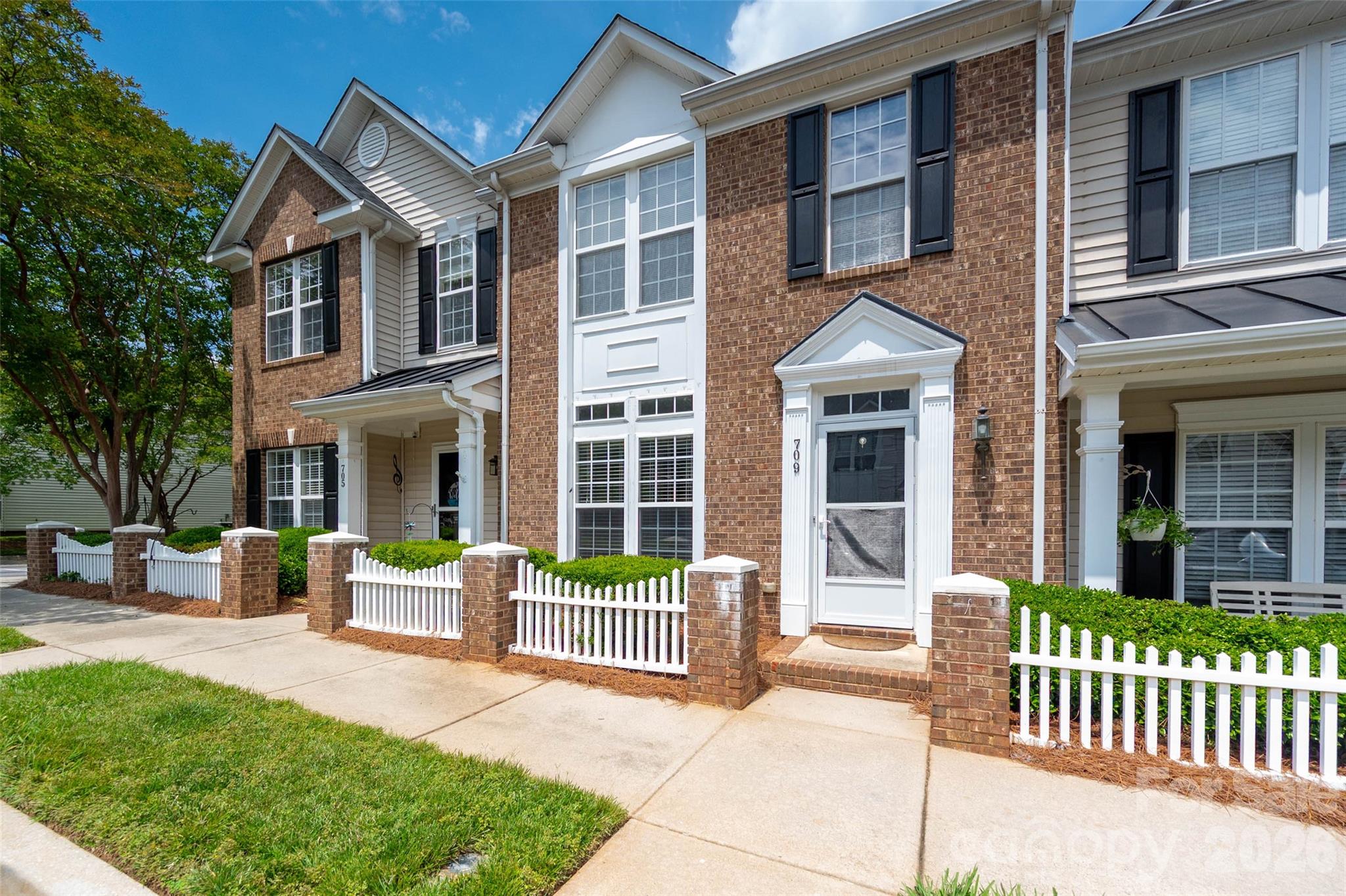 709 Atherton Way, Rock Hill, SC