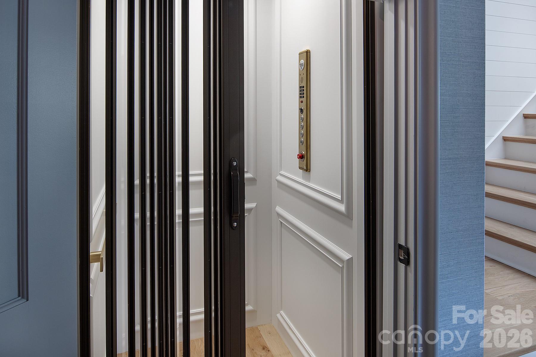 Photo 15 of 1214 S Kings DriveA, Charlotte, NC