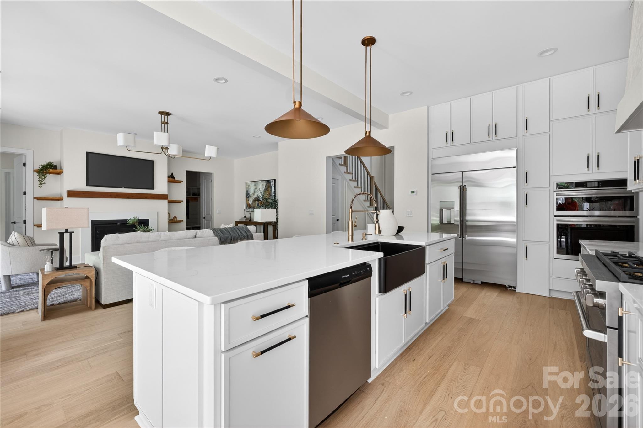 Photo 8 of 1600 E Barden Road, Charlotte, NC