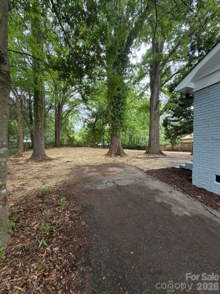 Photo 3 of 835 Ranch Street, Charlotte, NC