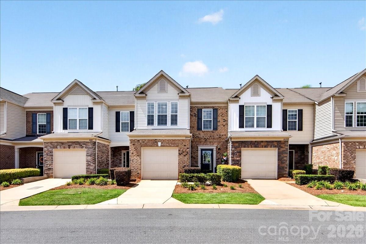 2434 Royal York Avenue, Charlotte, NC