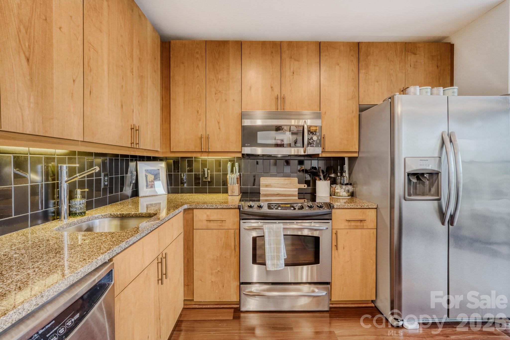 Photo 11 of 333 W Trade Street W1105, Charlotte, NC