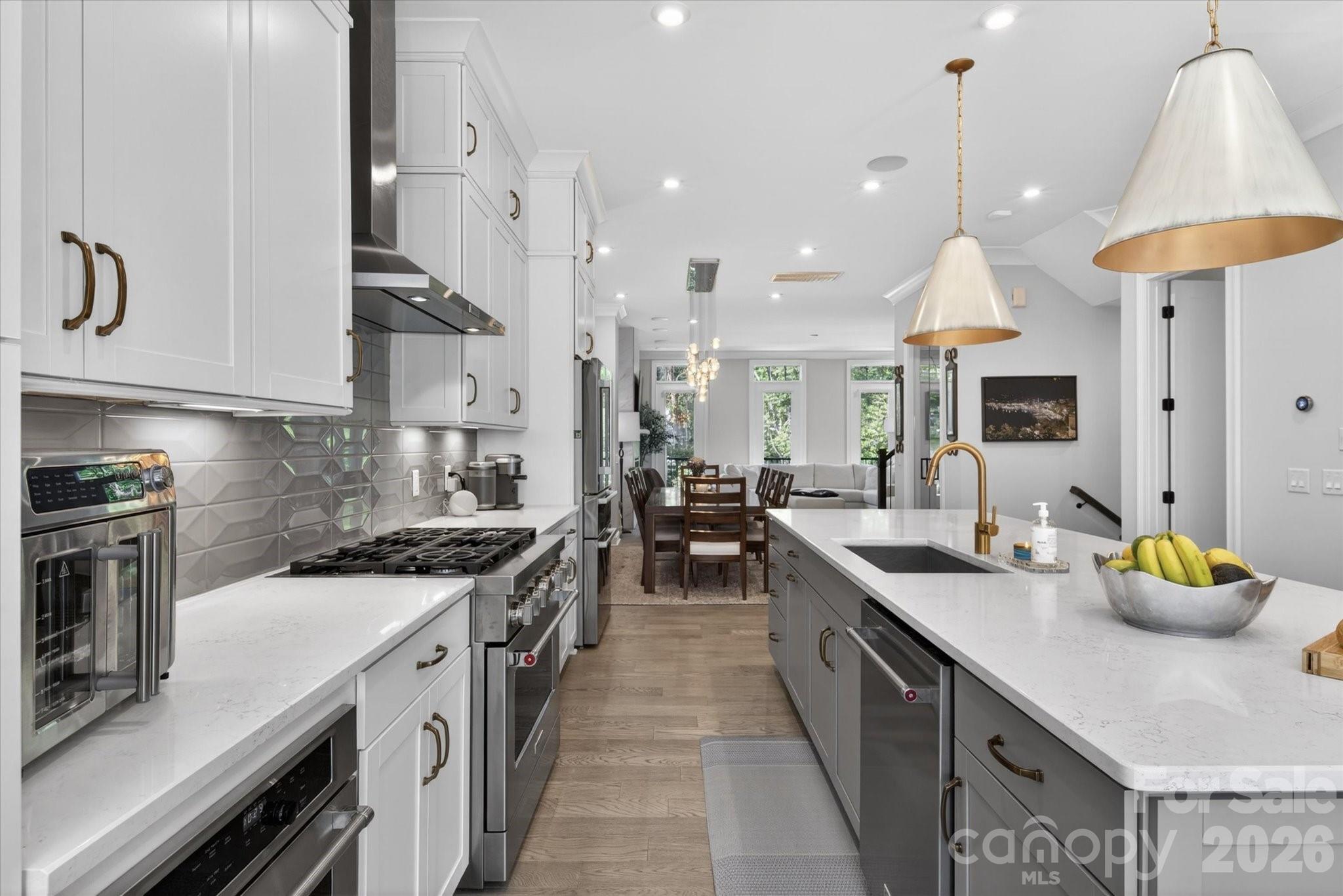 Photo 11 of 2547 Deacon Avenue, Charlotte, NC