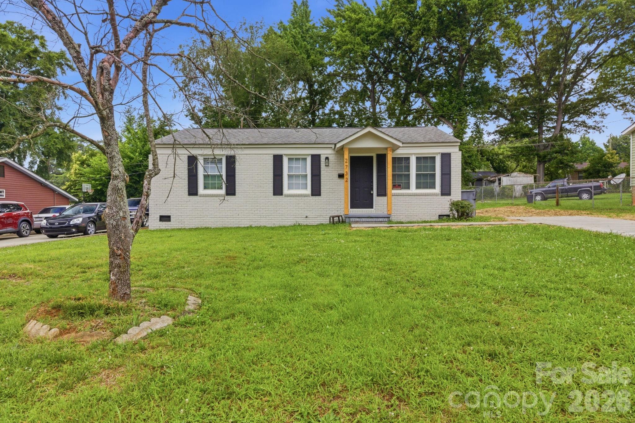 Photo 19 of 2732 Thornton Road, Charlotte, NC