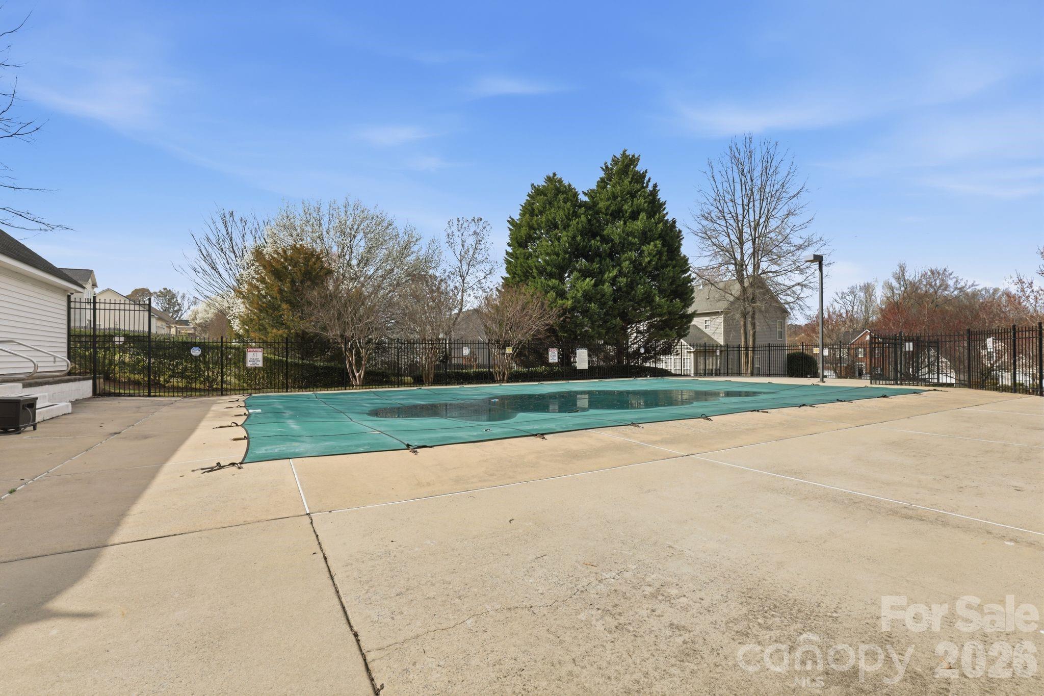 Photo 41 of 3909 Meadow Green Drive, Charlotte, NC