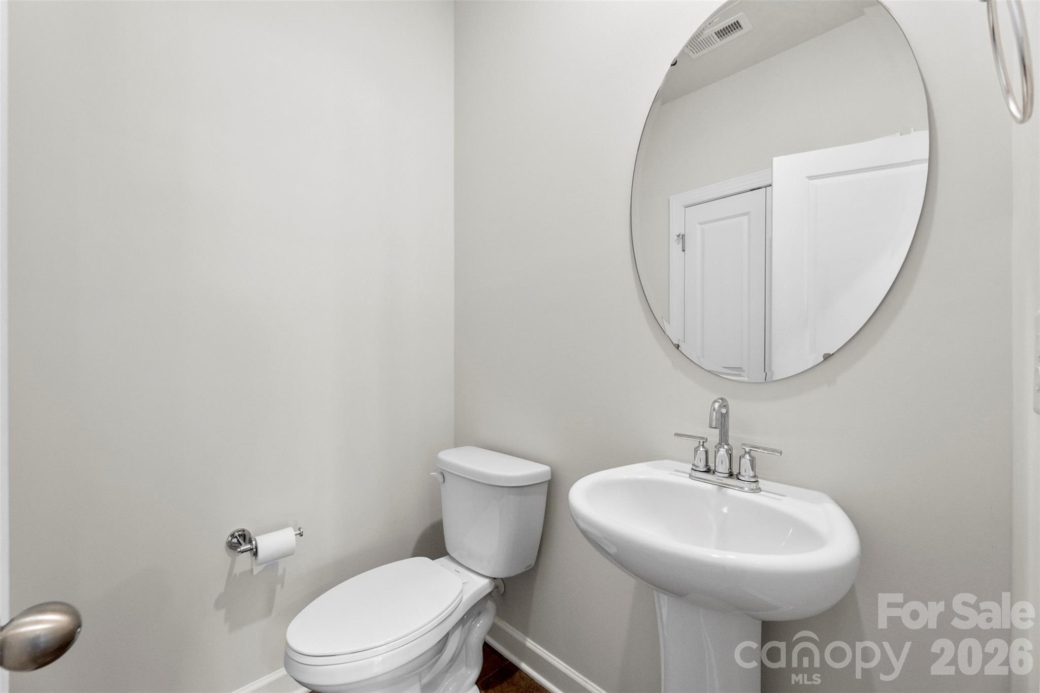 Photo 9 of 13112 Kenworth Road, Charlotte, NC