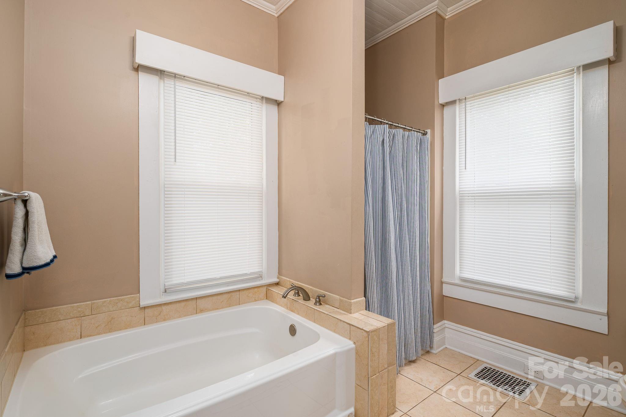 306 W Old Post Road, Cherryville, NC - photo 21 of 43