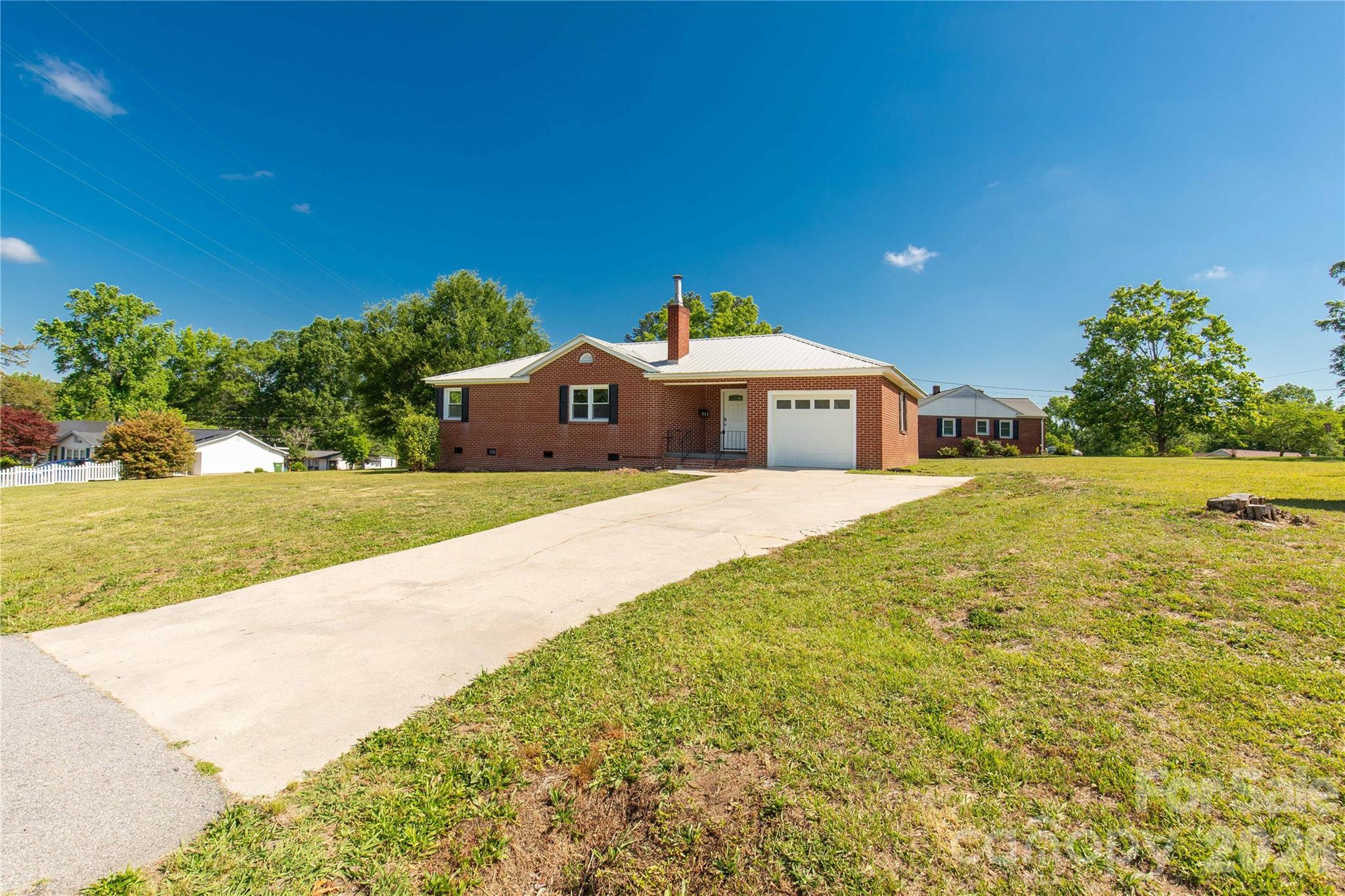 Photo 3 of 503 N Wylie Street, Lancaster, SC