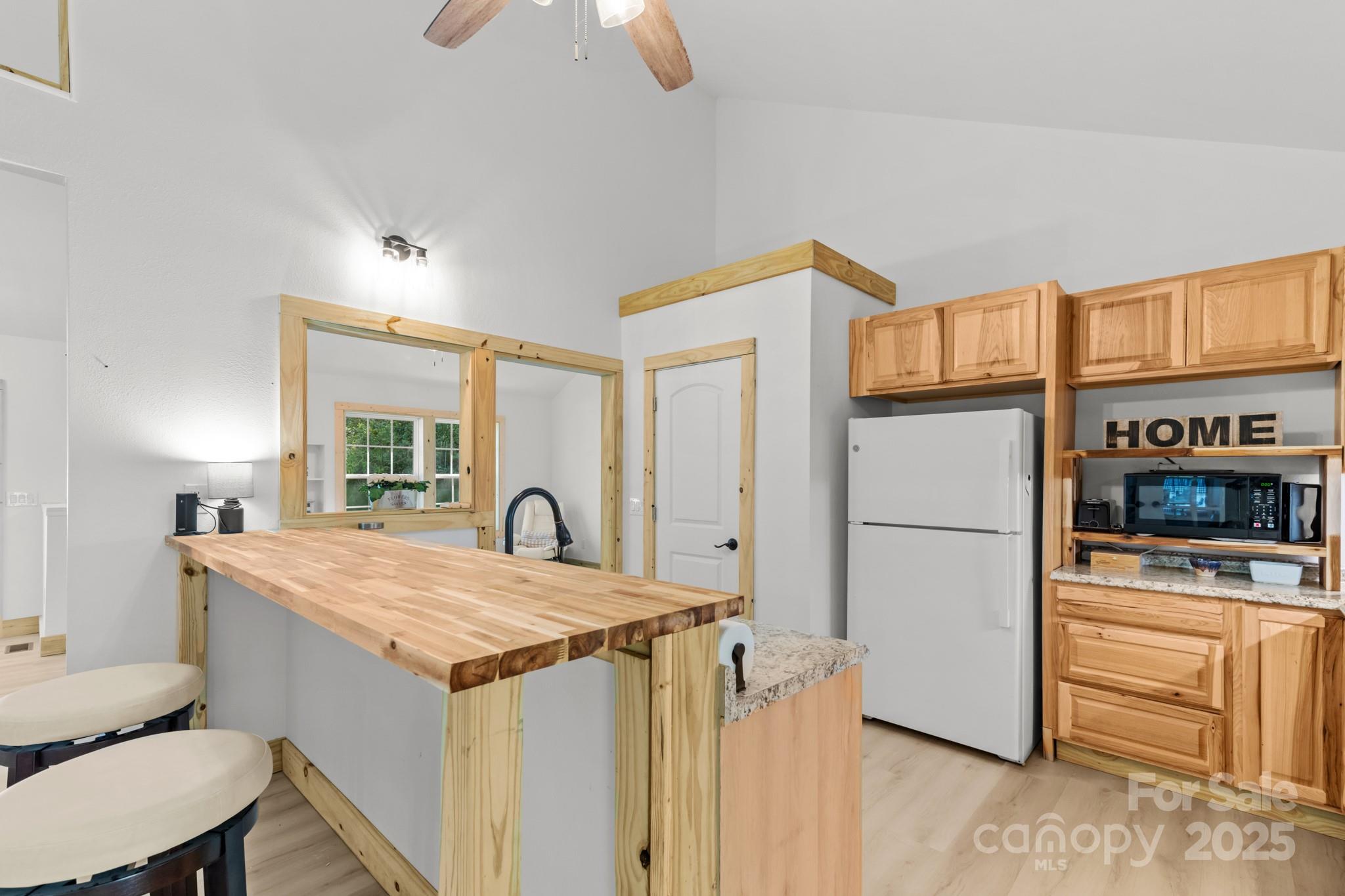 1036 Williamsburg Drive, Lenoir, NC - photo 12 of 35