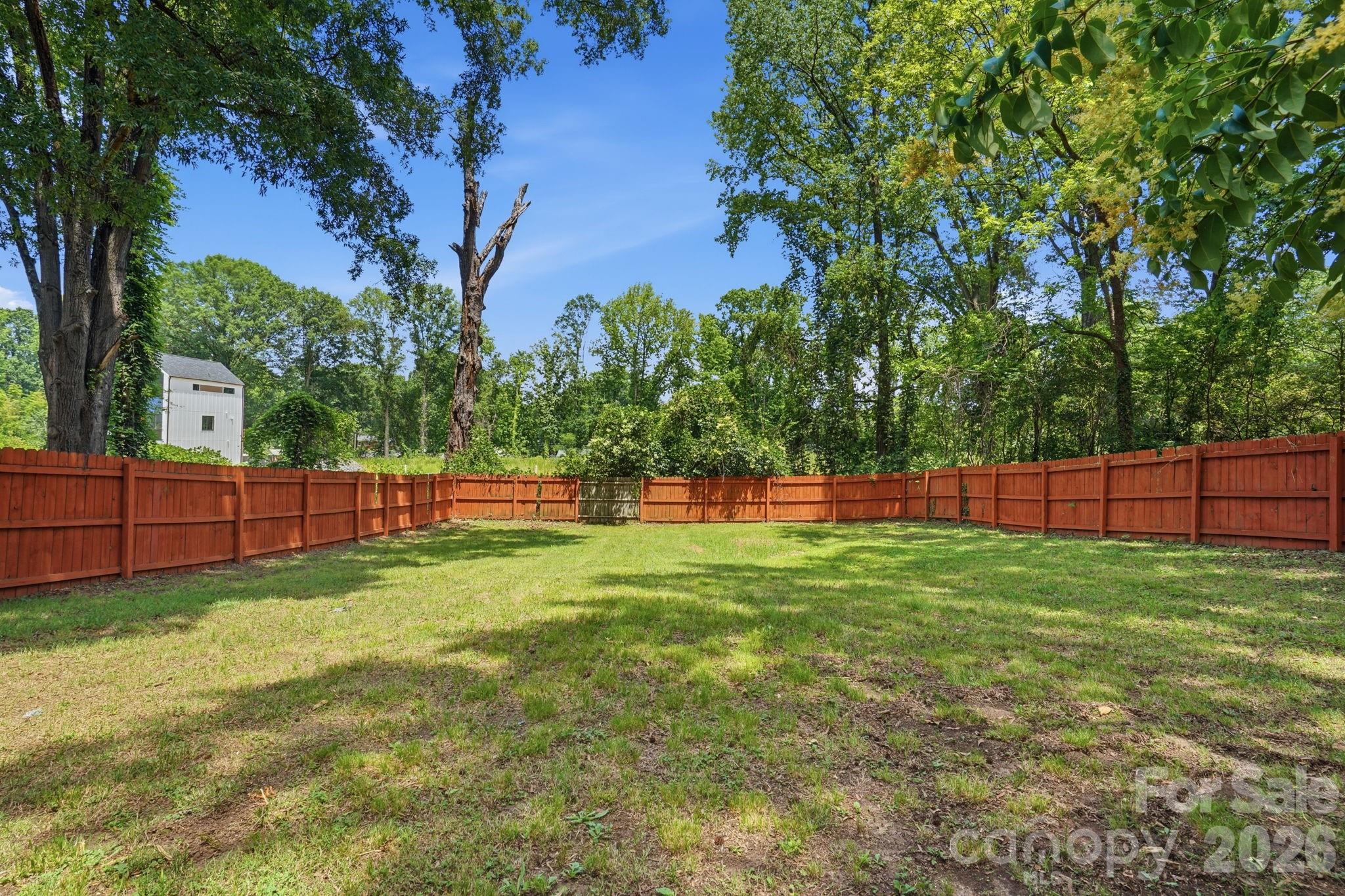 Photo 33 of 4514 Wildwood Avenue, Charlotte, NC