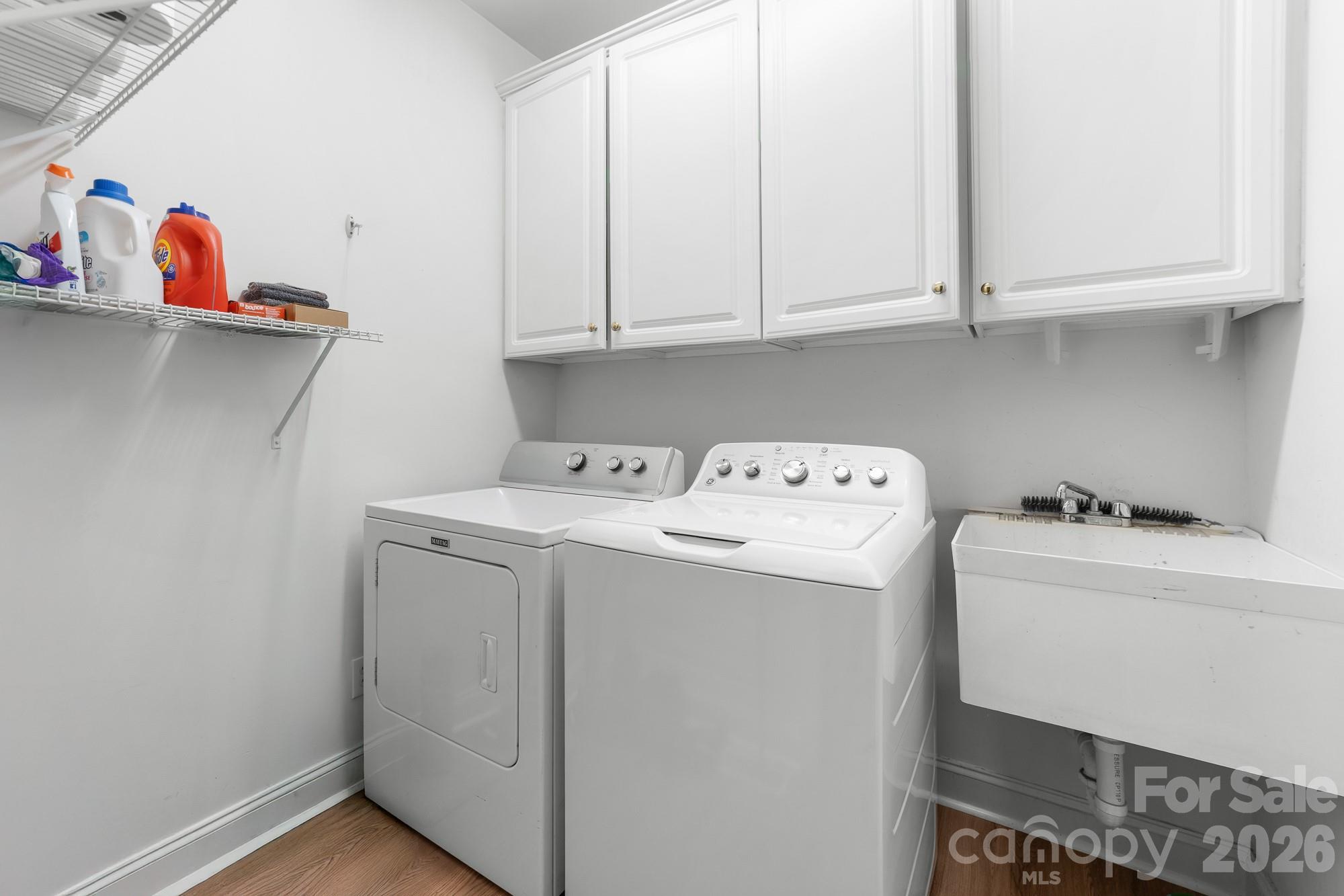 8812 Kingston Forest Drive, Charlotte, NC - photo 15 of 37