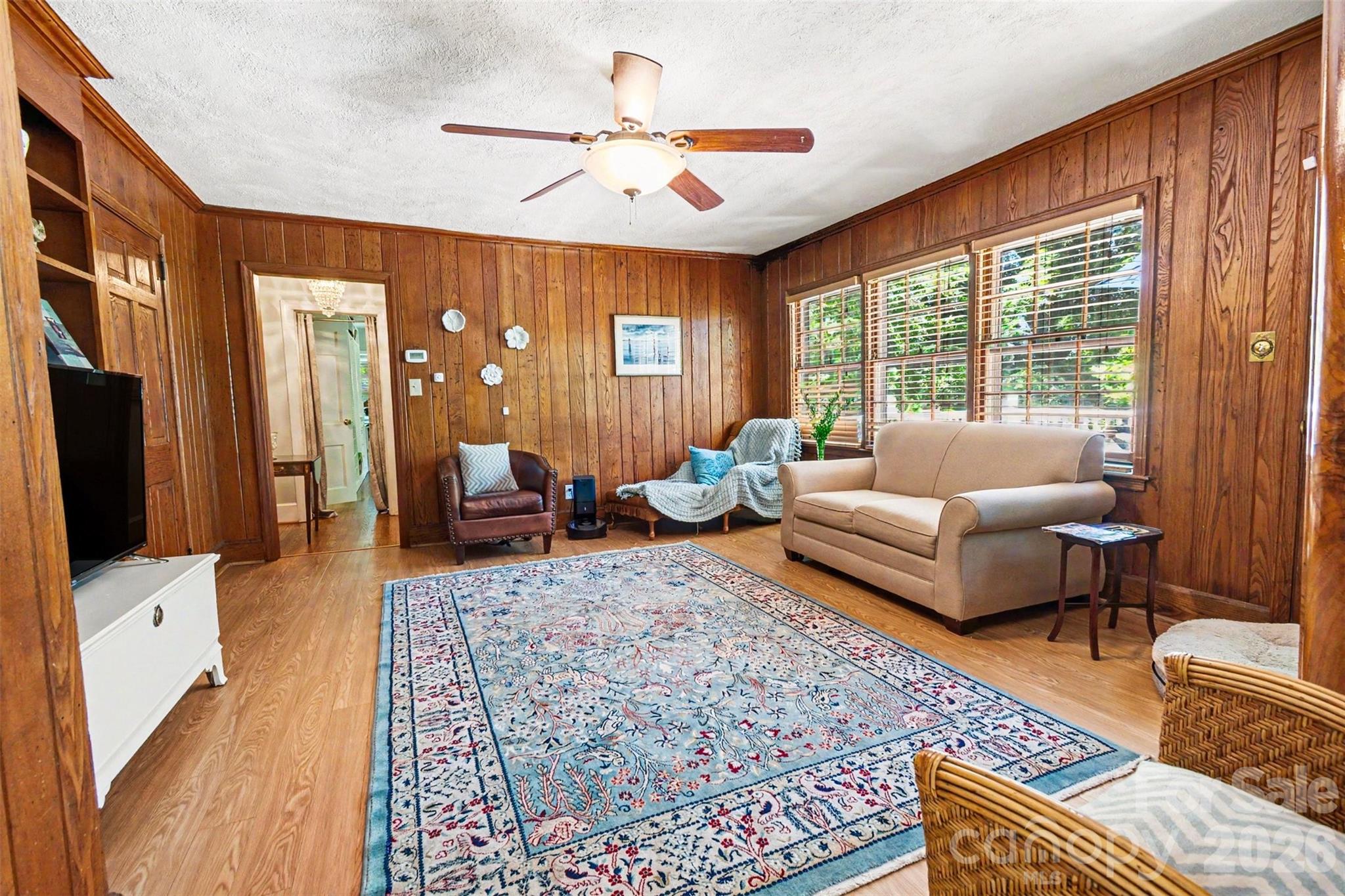Home for sale at 613 E Ridge Street, Kings Mountain, NC — photo 3 of 25