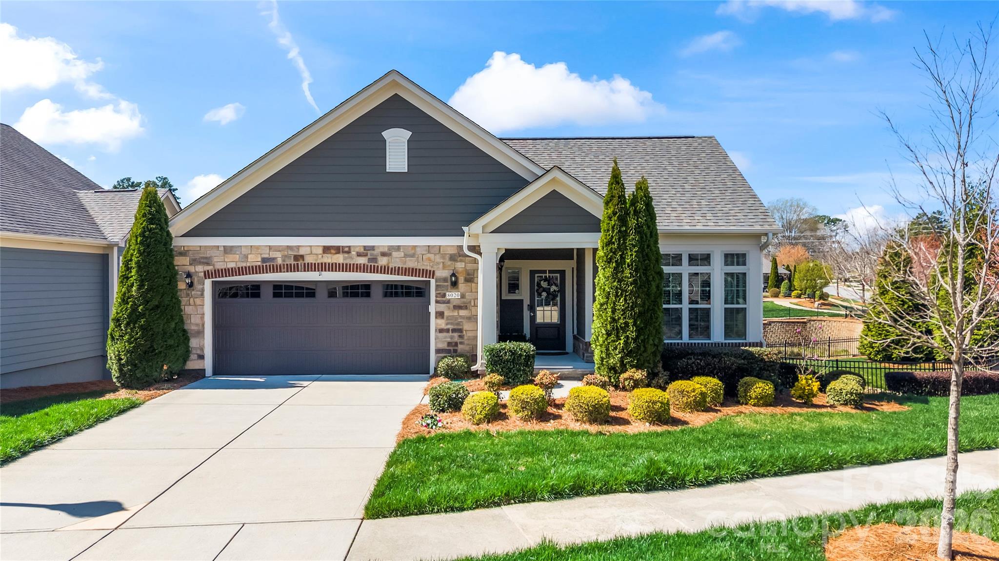 8020 Parknoll Drive, Huntersville, NC