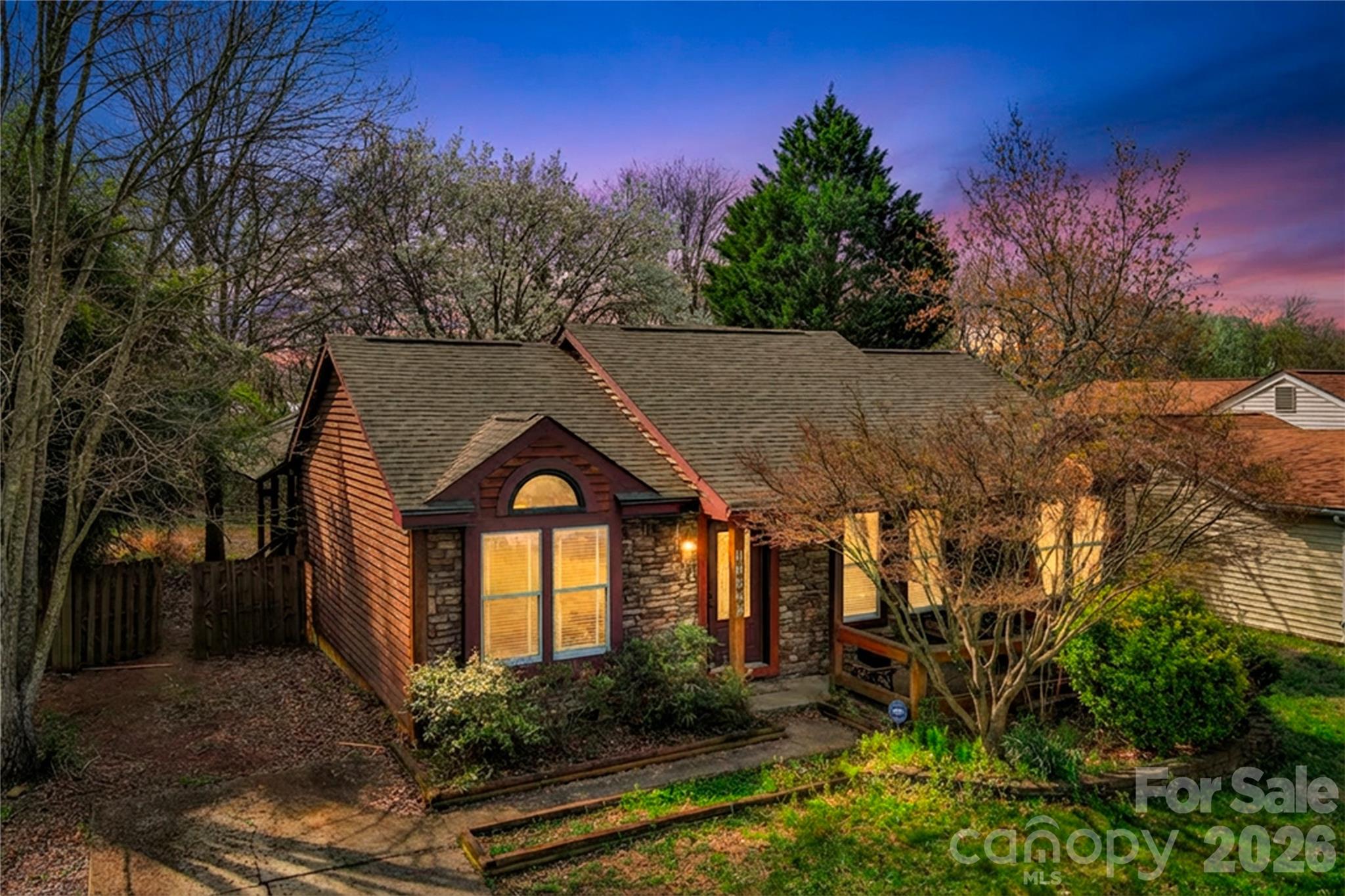 Photo 4 of 11826 Merriweather Drive, Charlotte, NC