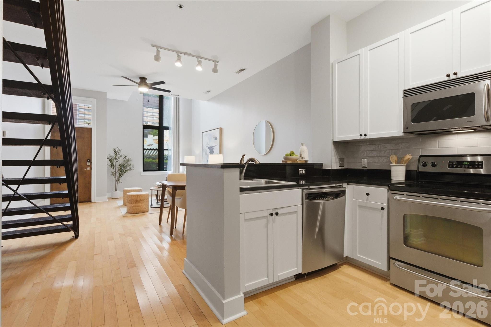 Photo 7 of 115 E Park Avenue109, Charlotte, NC